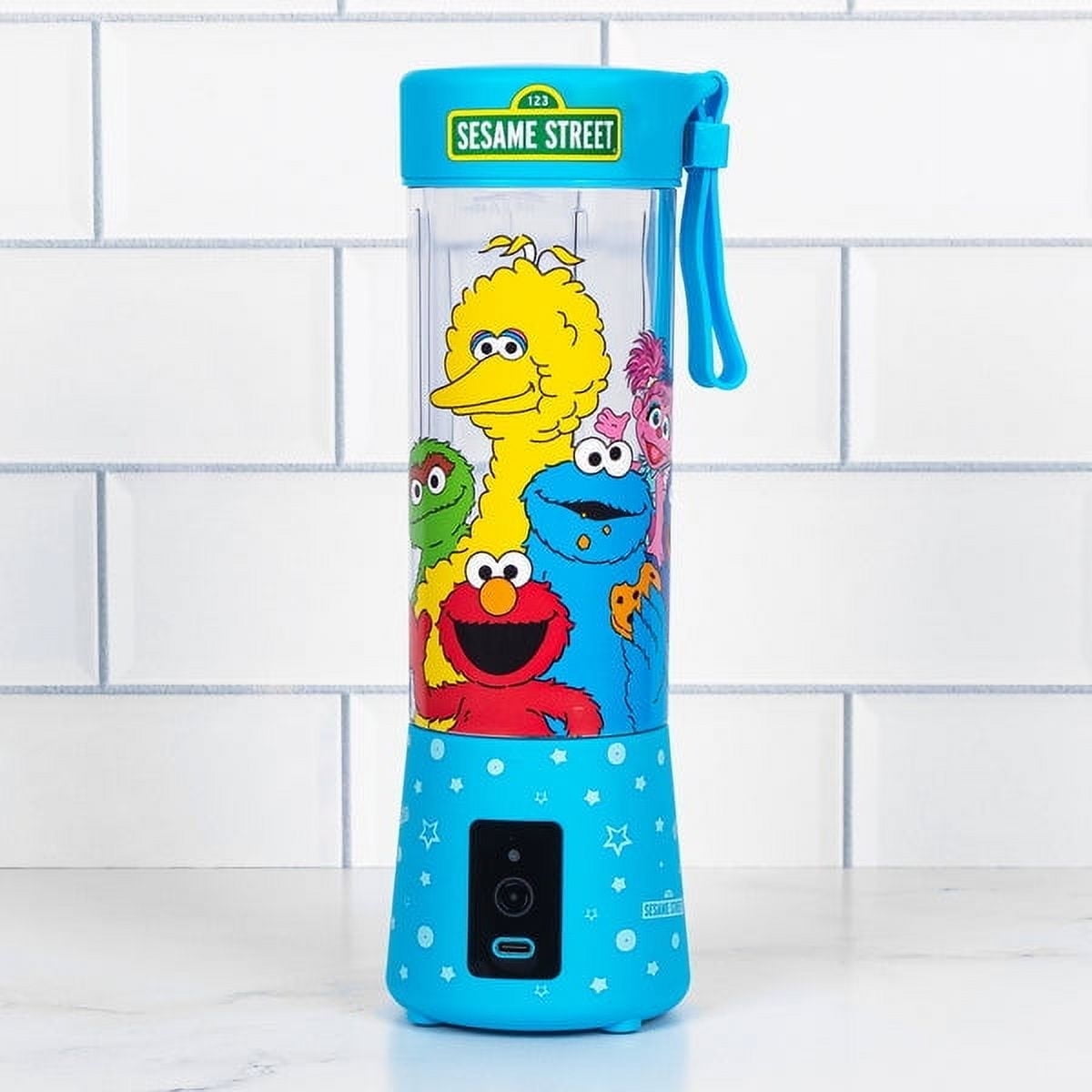 Uncanny Brands Sesame Street USB-Rechargeable Portable Blender ...
