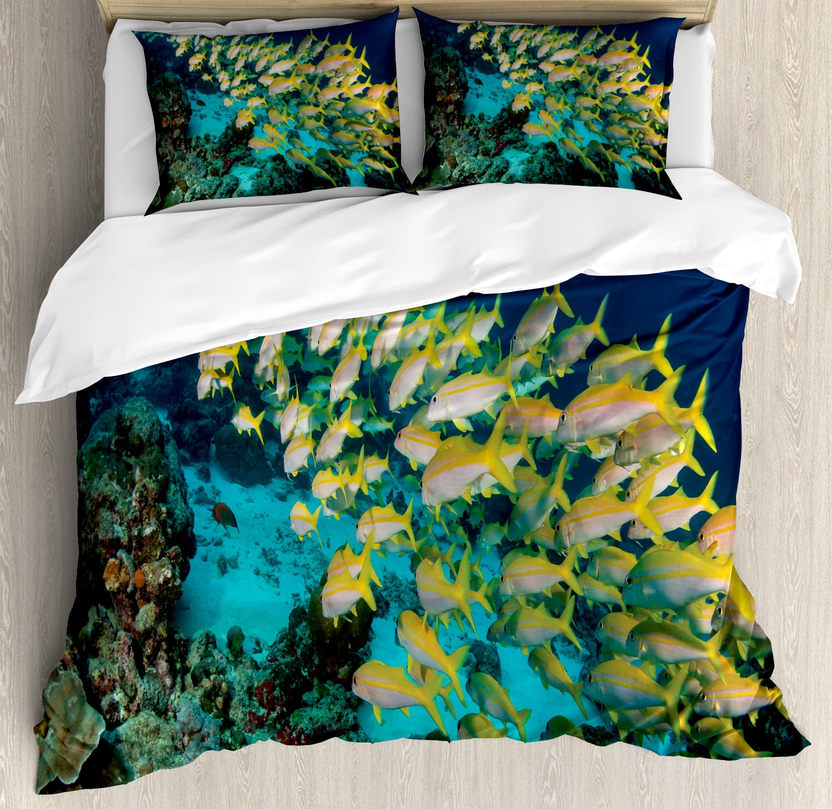 Underwater Duvet Cover Set, Large Group of Fish Swimming Around a Coral ...
