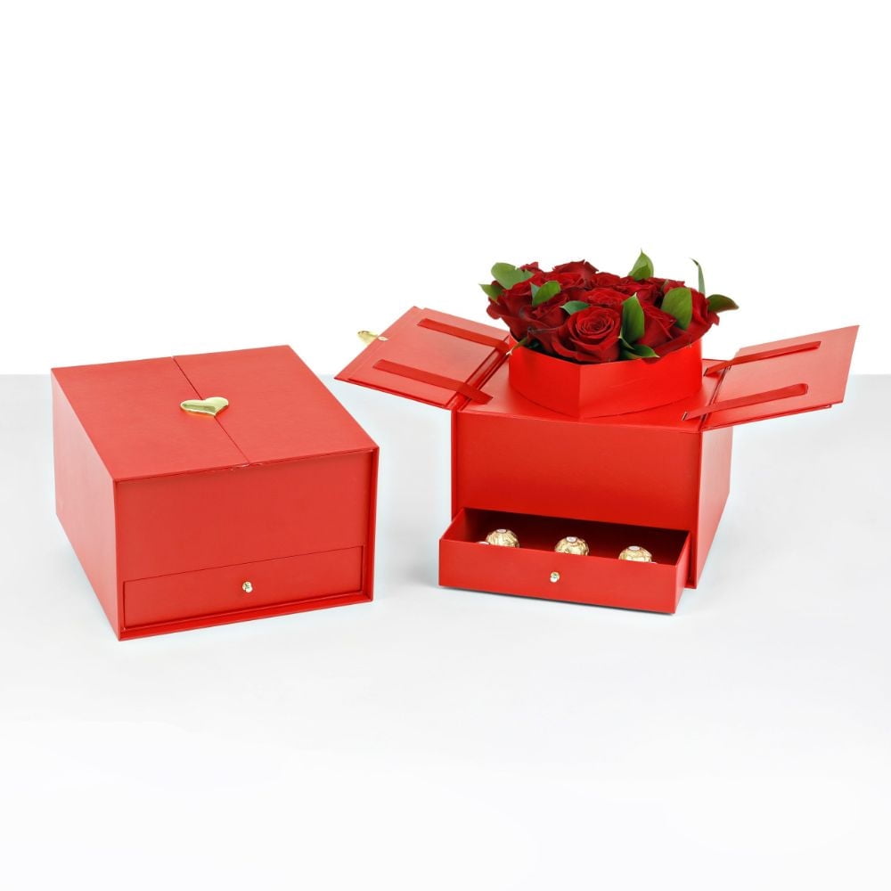 Unikpackaging Square Flower/Gift Box with Heart Insert and Surprise ...