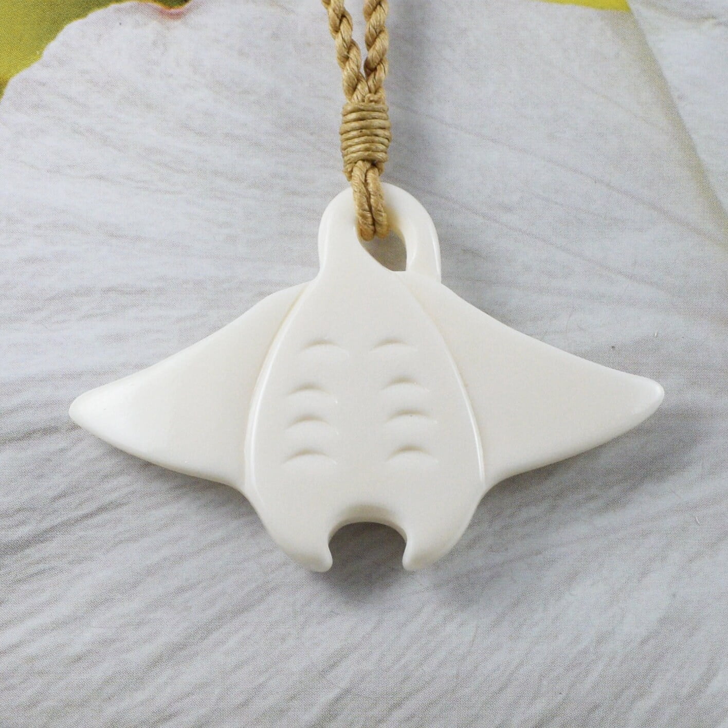 Unique Beautiful Hawaiian Large Manta Ray Necklace, Hand Carved Buffalo ...