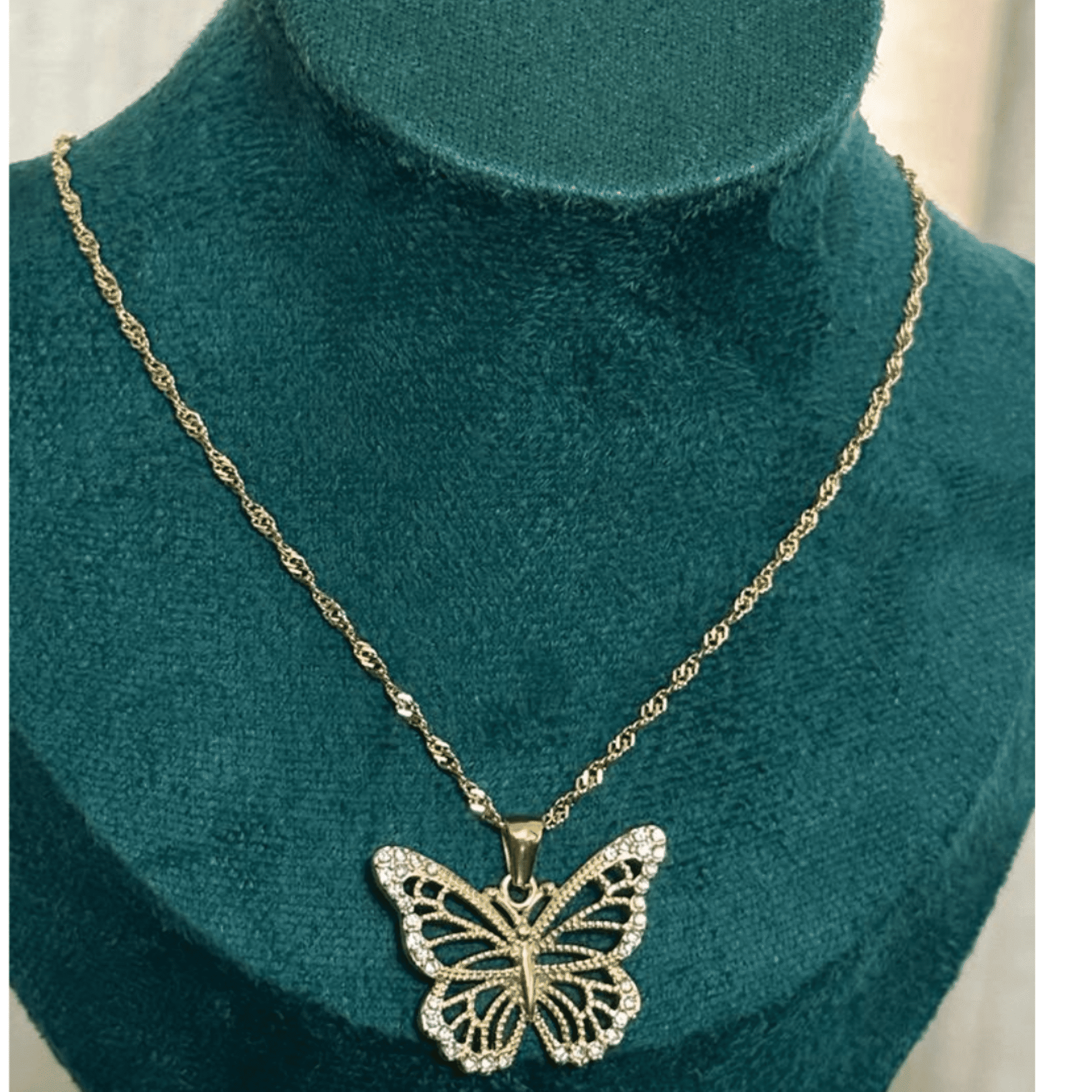 Laprecieuz de Arthes 18K Gold Filled Butterfly Pendant Necklace 18 ...