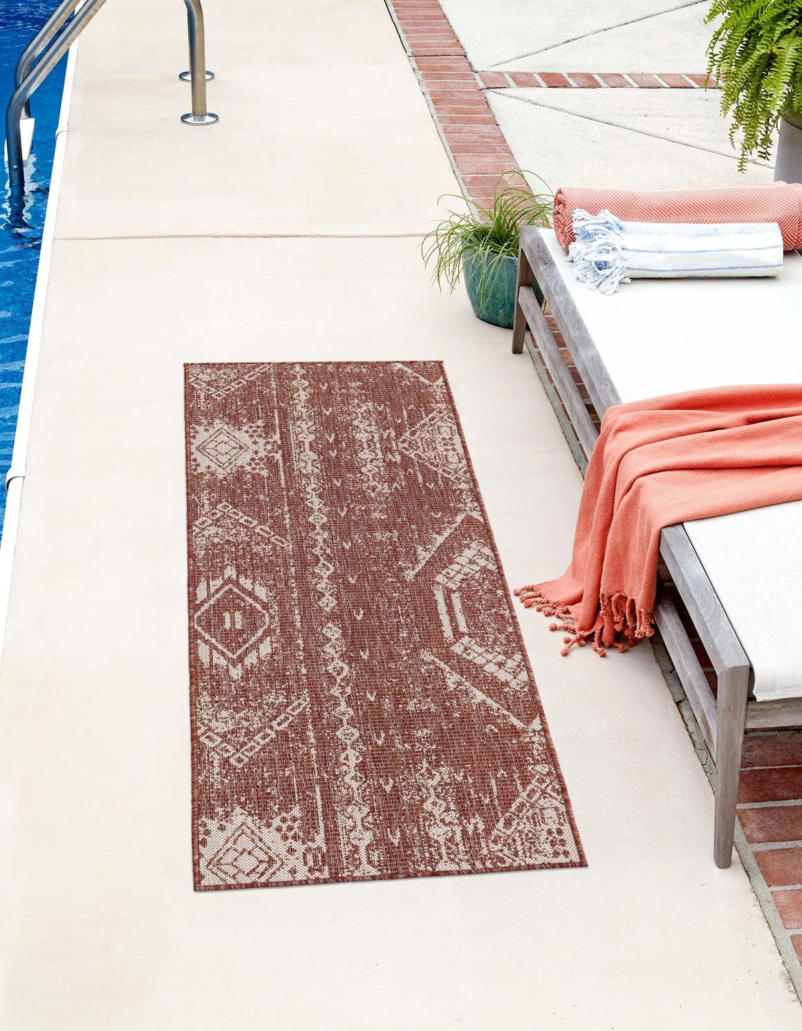 Unique Loom Anthro Outdoor Bohemian Runner Rug 2' 0 x 5' 0 Rust Red ...