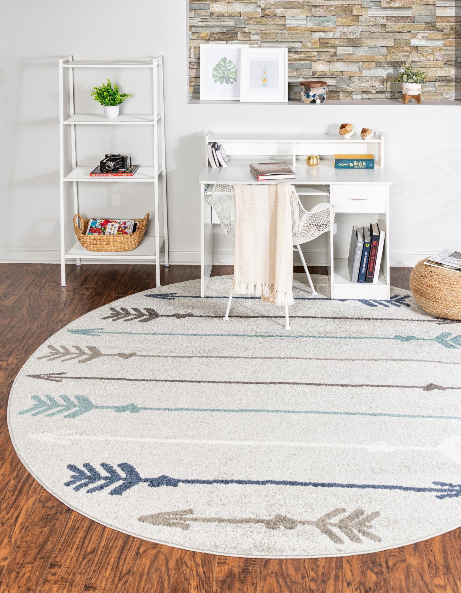 Unique Loom Autumn Collection Area Rug - Arrow (3' 3" Round Light Gray ...