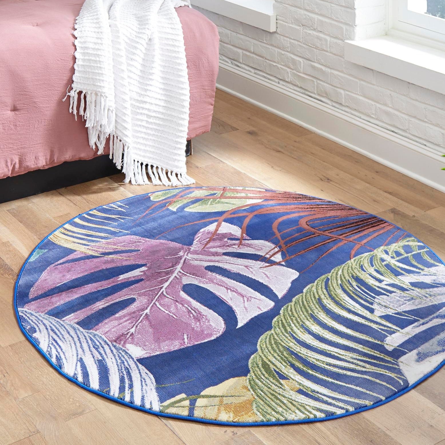 Unique Loom Blossom Collection Area Rug - Montego (5' 3" Round Multi ...