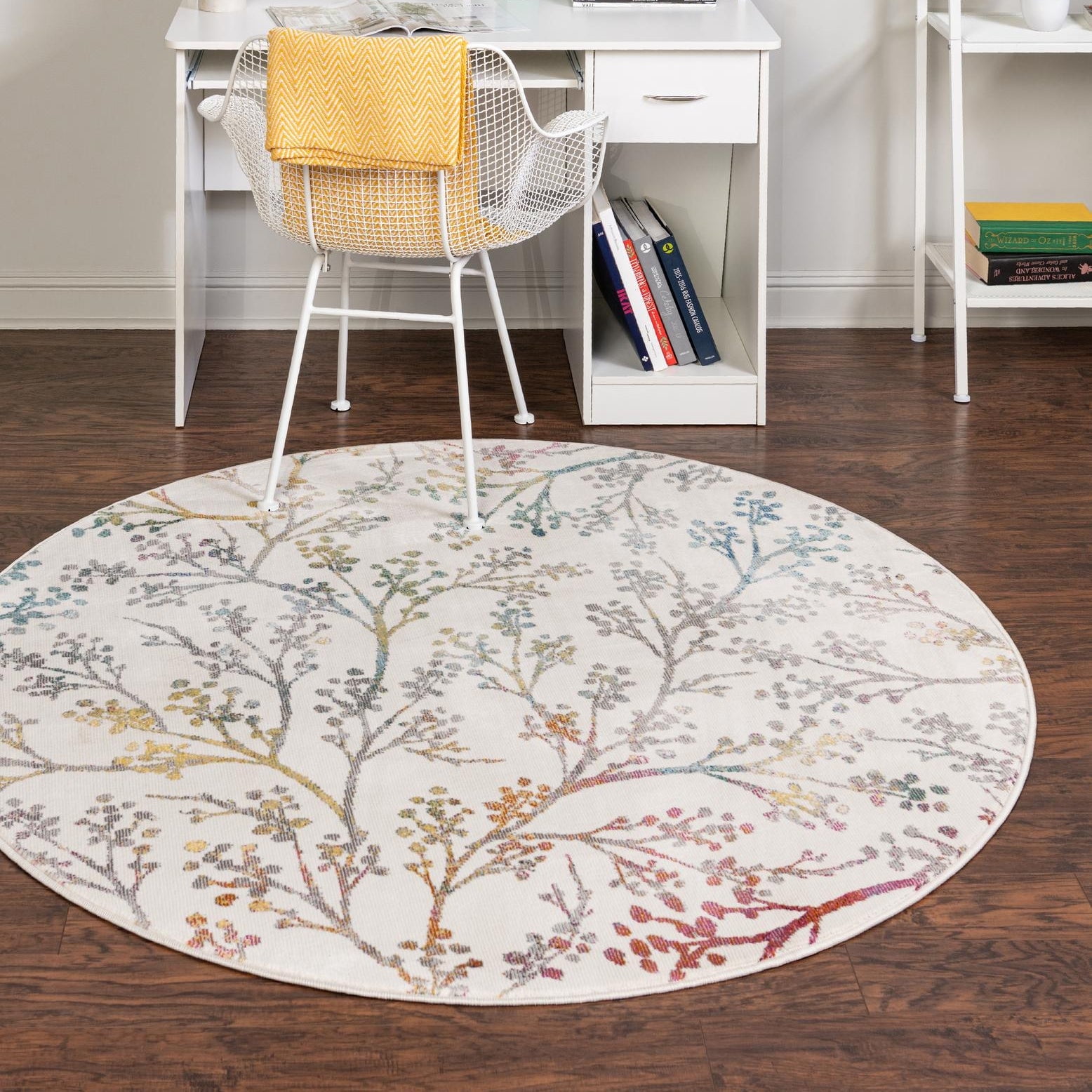 Unique Loom Blossom Collection Area Rug - Yoshino (5' 3" Round Ivory ...