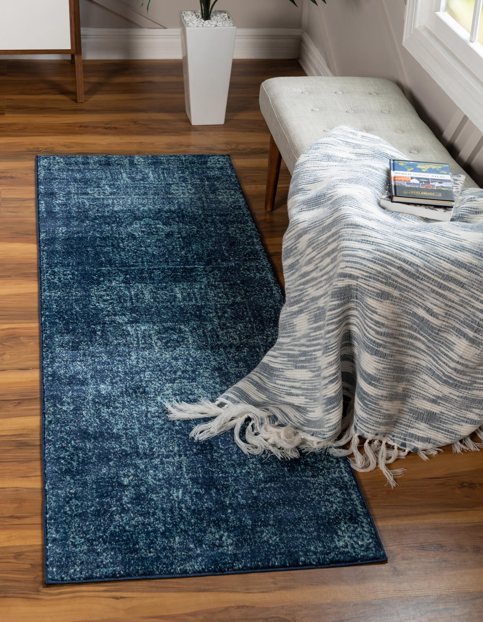 Unique Loom Bouquet Tradition Rug Navy Blue/Blue 2' 7" x 10' Runner ...