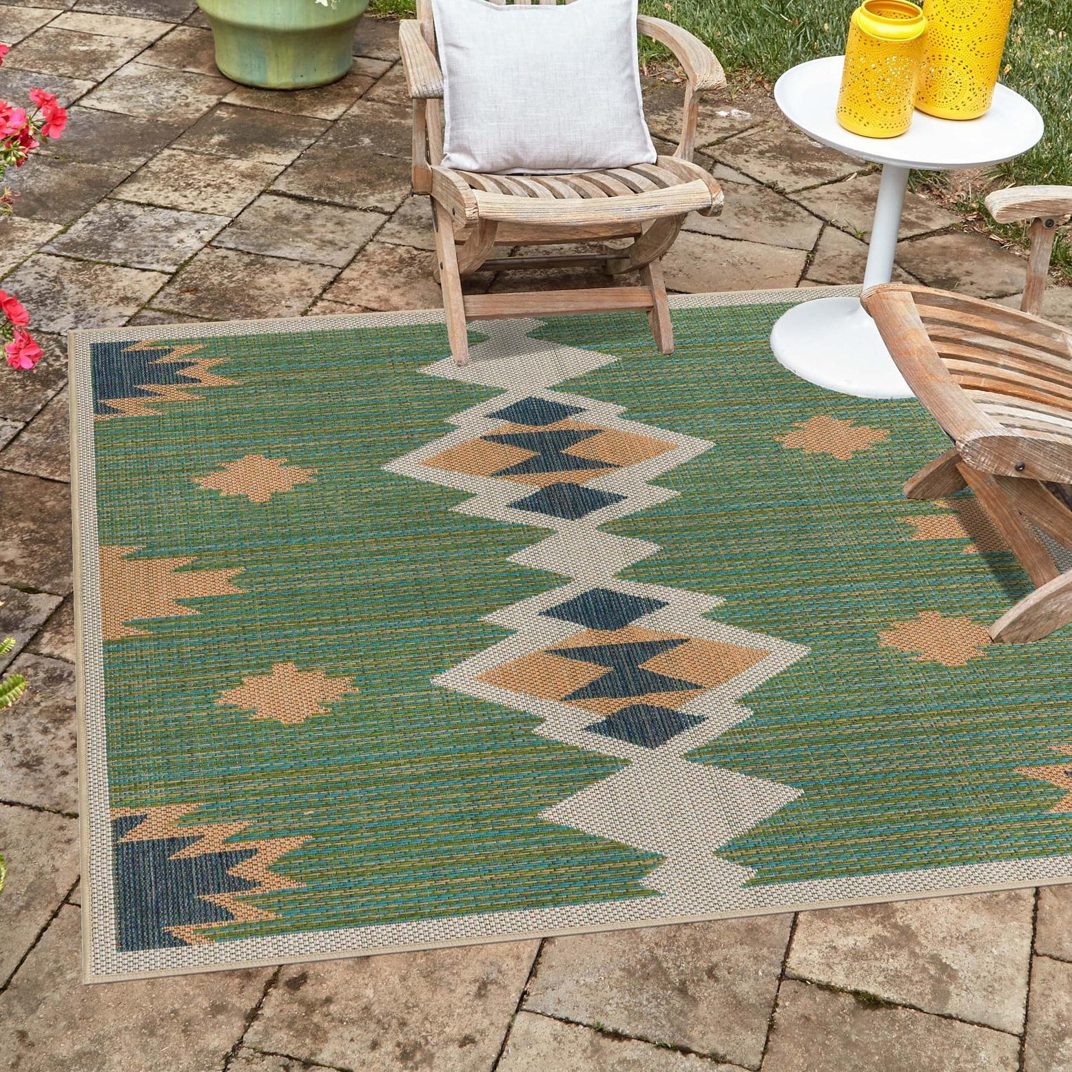 Unique Loom Baja Outdoor Collection Area Rug - Cabo (5' 3" Square Green ...