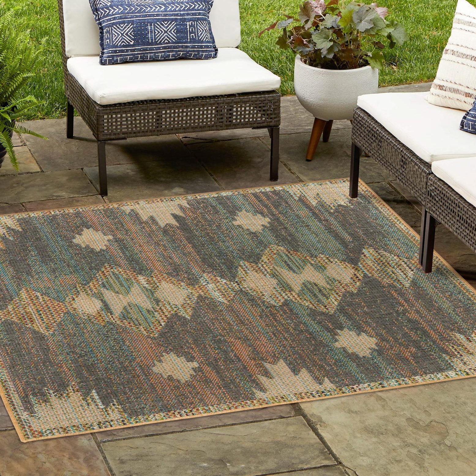 Unique Loom Baja Outdoor Collection Area Rug - Cabo (7' 10" Square ...