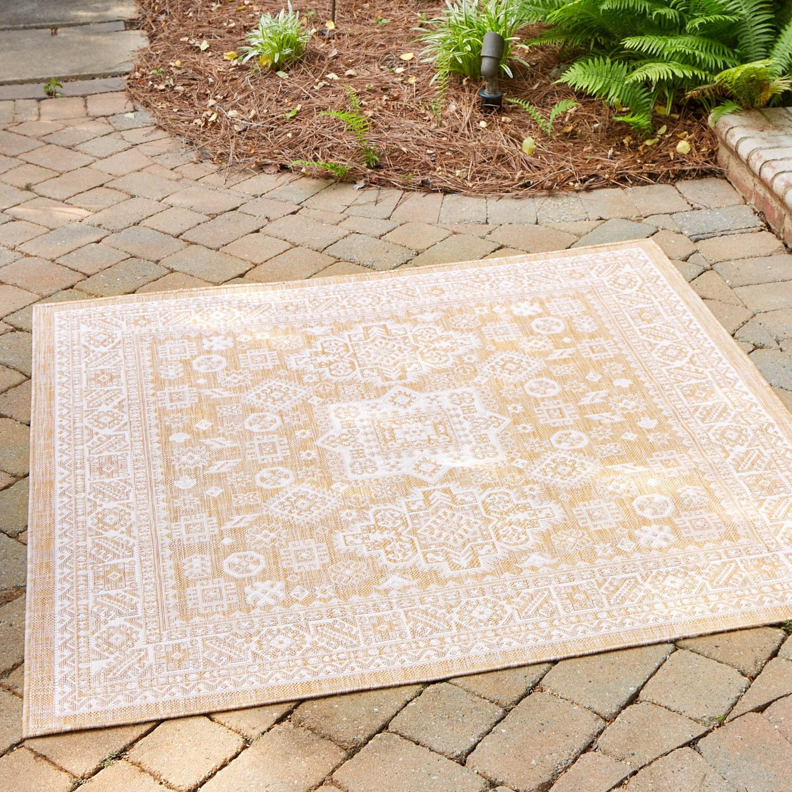 Unique Loom Outdoor Aztec Collection Area Rug - Chalca (7' 10" Square ...