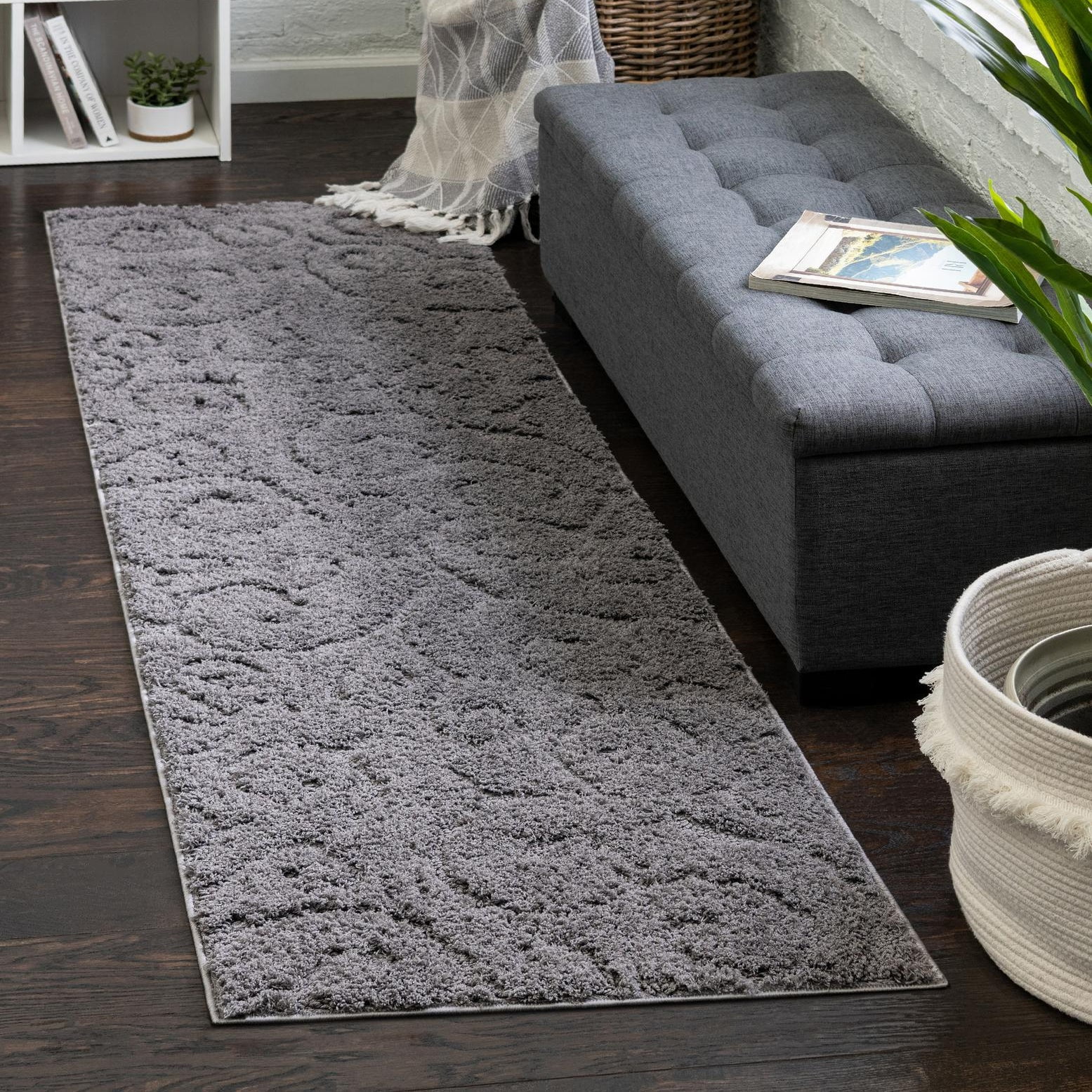 Unique Loom Floral Shag Collection Area Rug - Carved (2' 7" x 10 ...