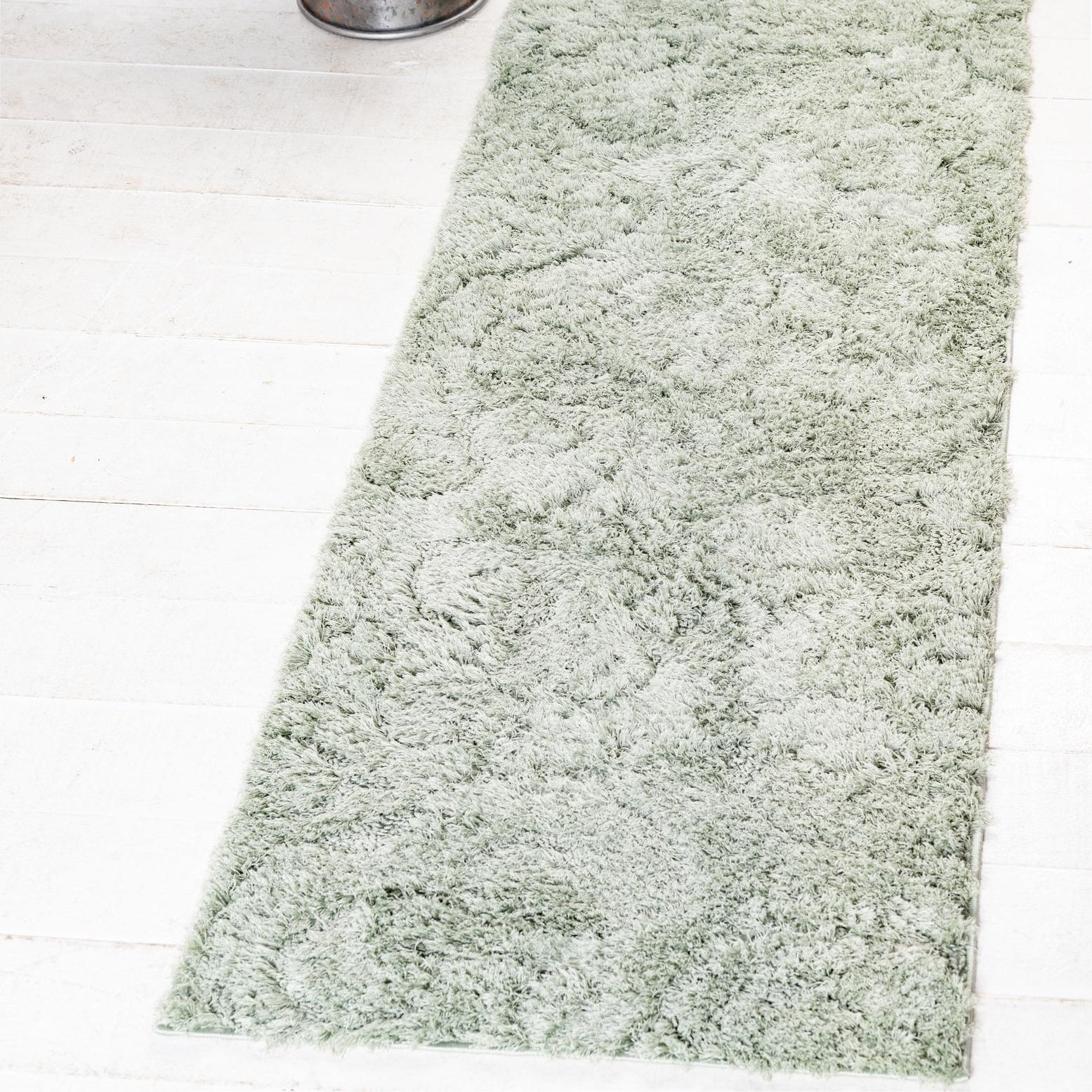 Unique Loom Floral Shag Collection Area Rug - Carved (2' 7" x 10 ...