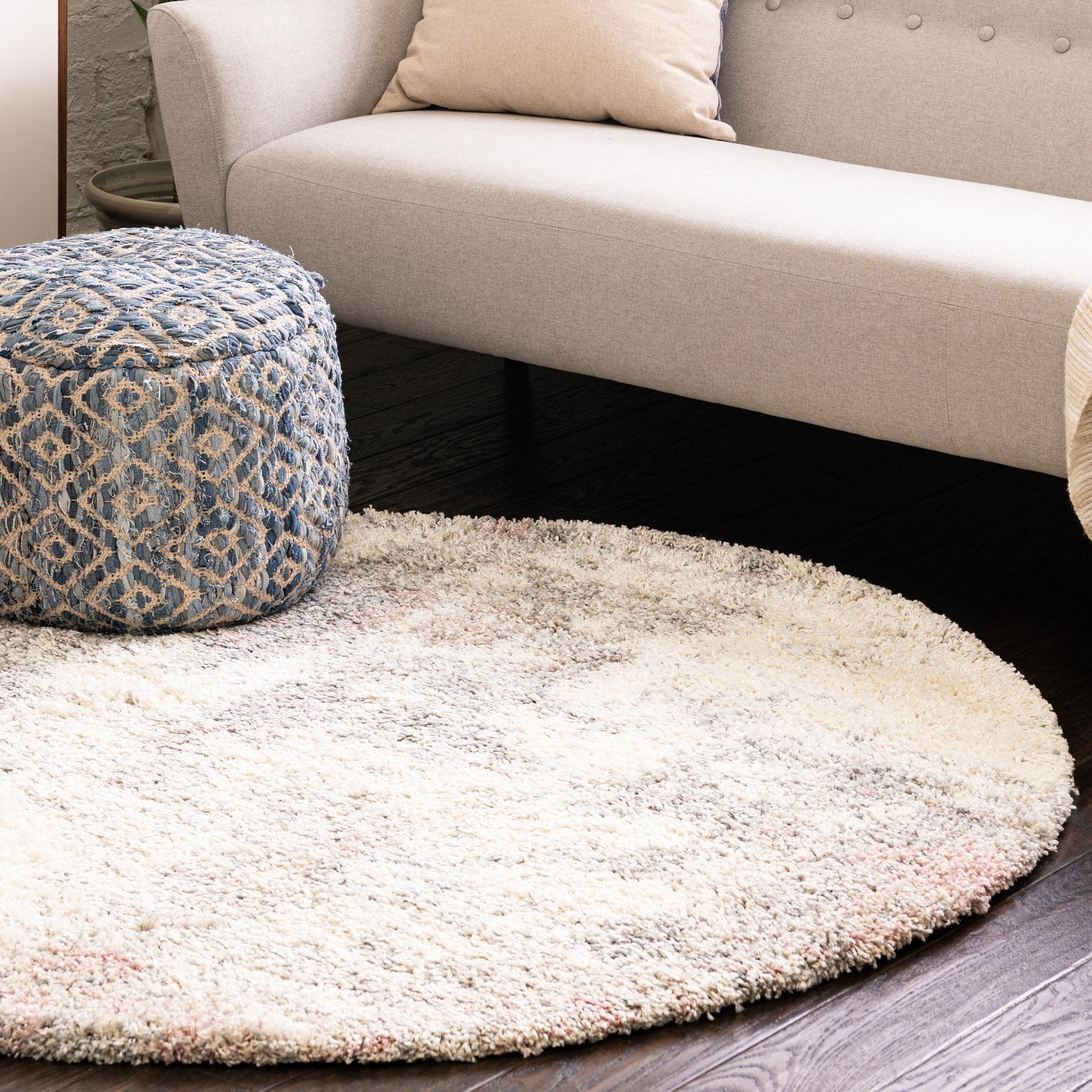 Unique Loom Soft Touch Shag Collection Area Rug - Kofi (5' Round Pink ...