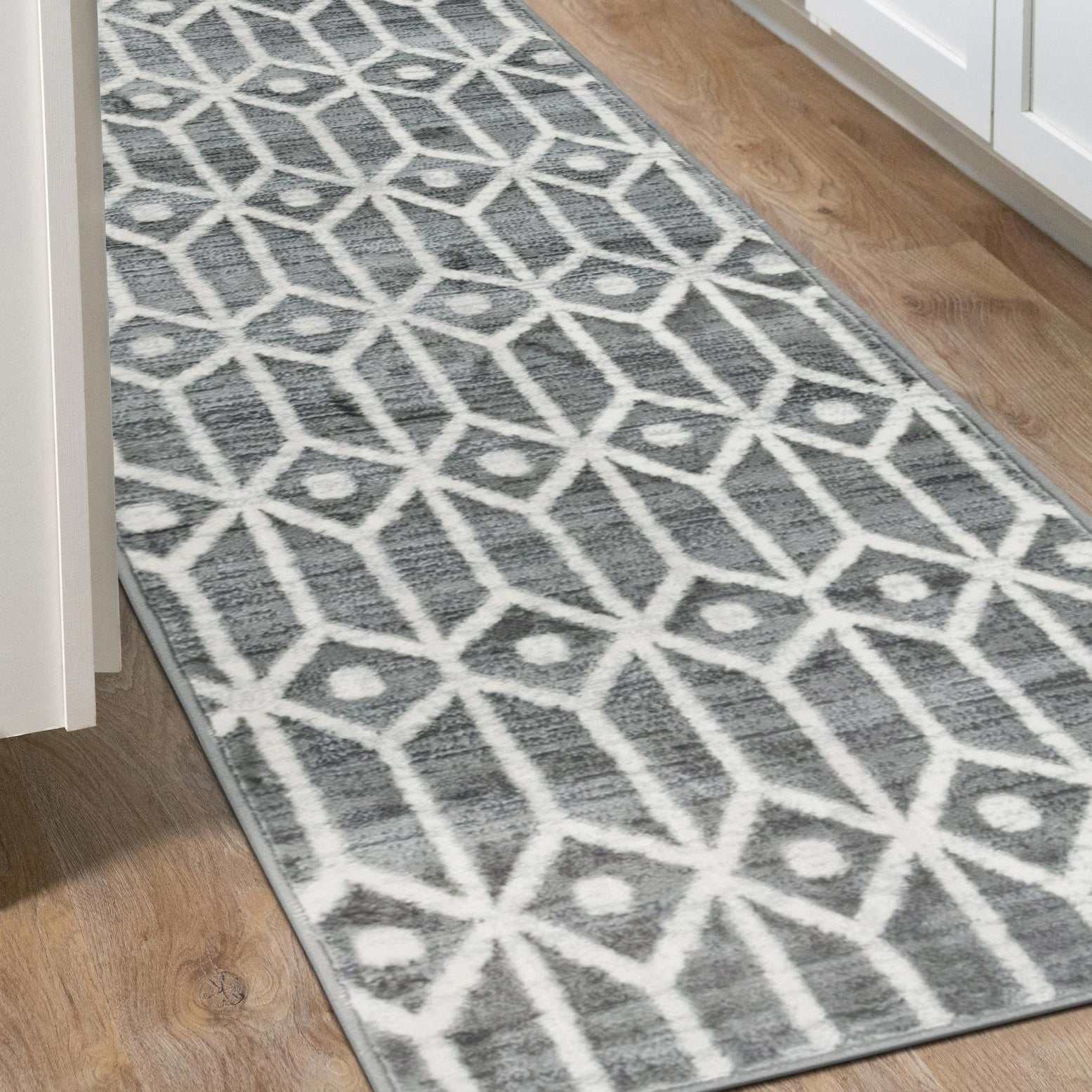 Unique Loom Matrix Trellis Collection Area Rug - Diamonds (3' x 10 ...