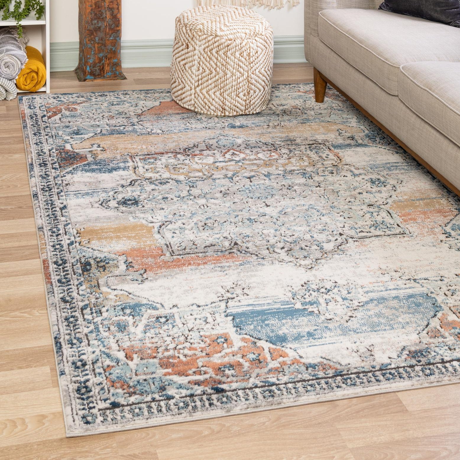 Unique Loom Nyla Collection Area Rug - Smile (5' 3" x 8' Rectangle ...