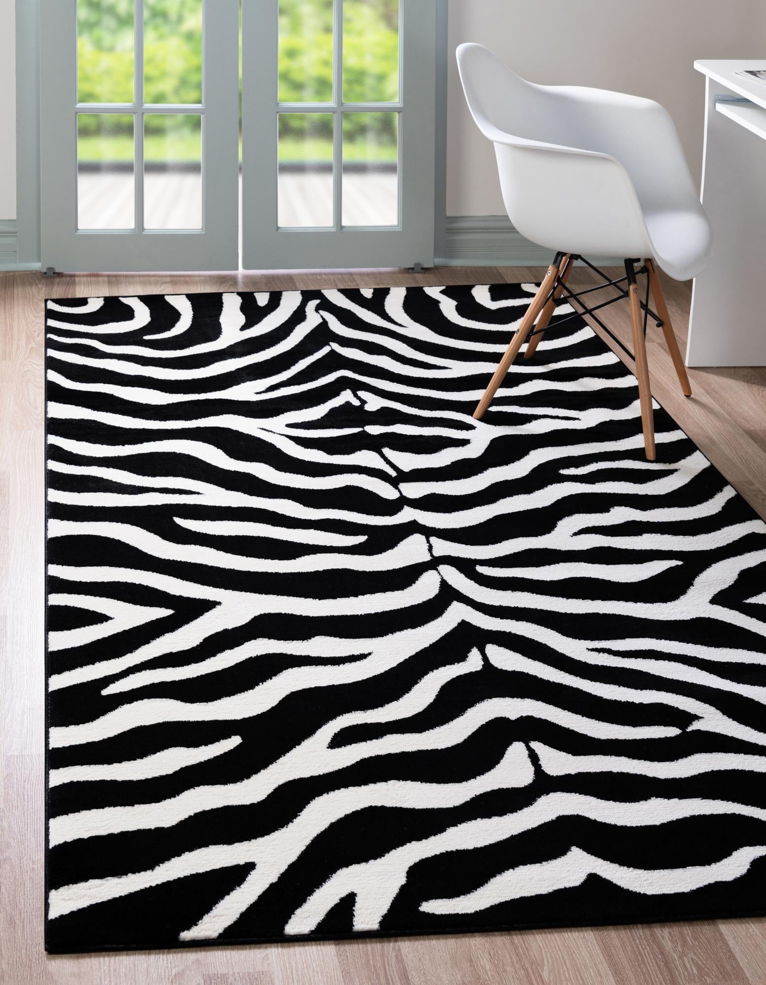 Unique Loom Okapi Wildlife Rug Black/Ivory 9' x 12' Rectangle Animal ...