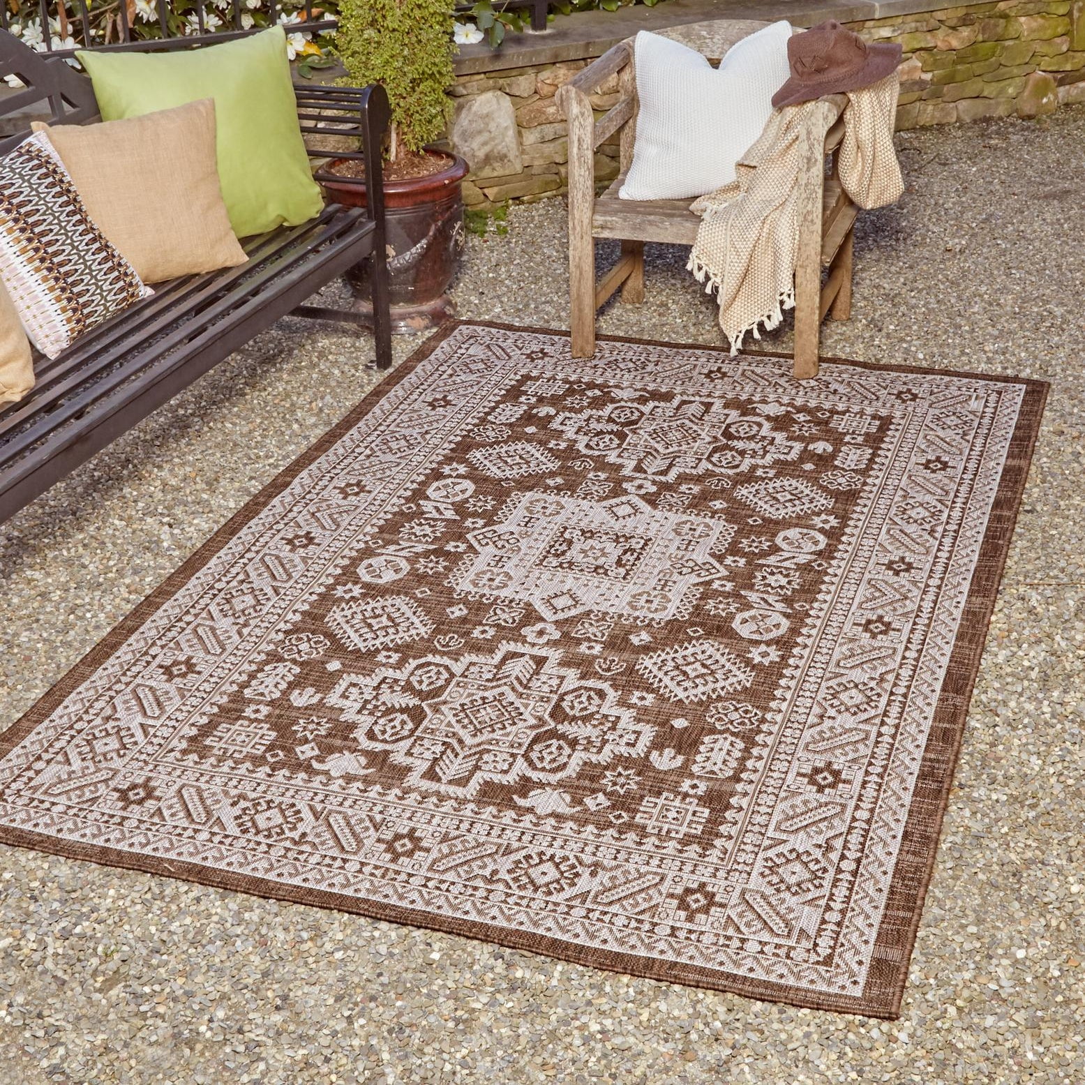 Unique Loom Outdoor Aztec Collection Area Rug - Chalca (10' x 14 ...