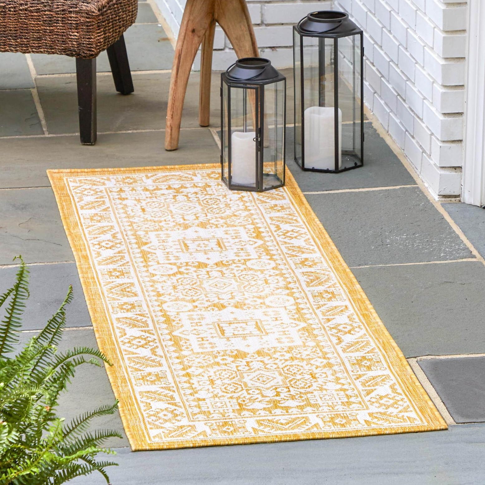 Unique Loom Outdoor Aztec Collection Area Rug - Chalca (2' x 7' 10 ...