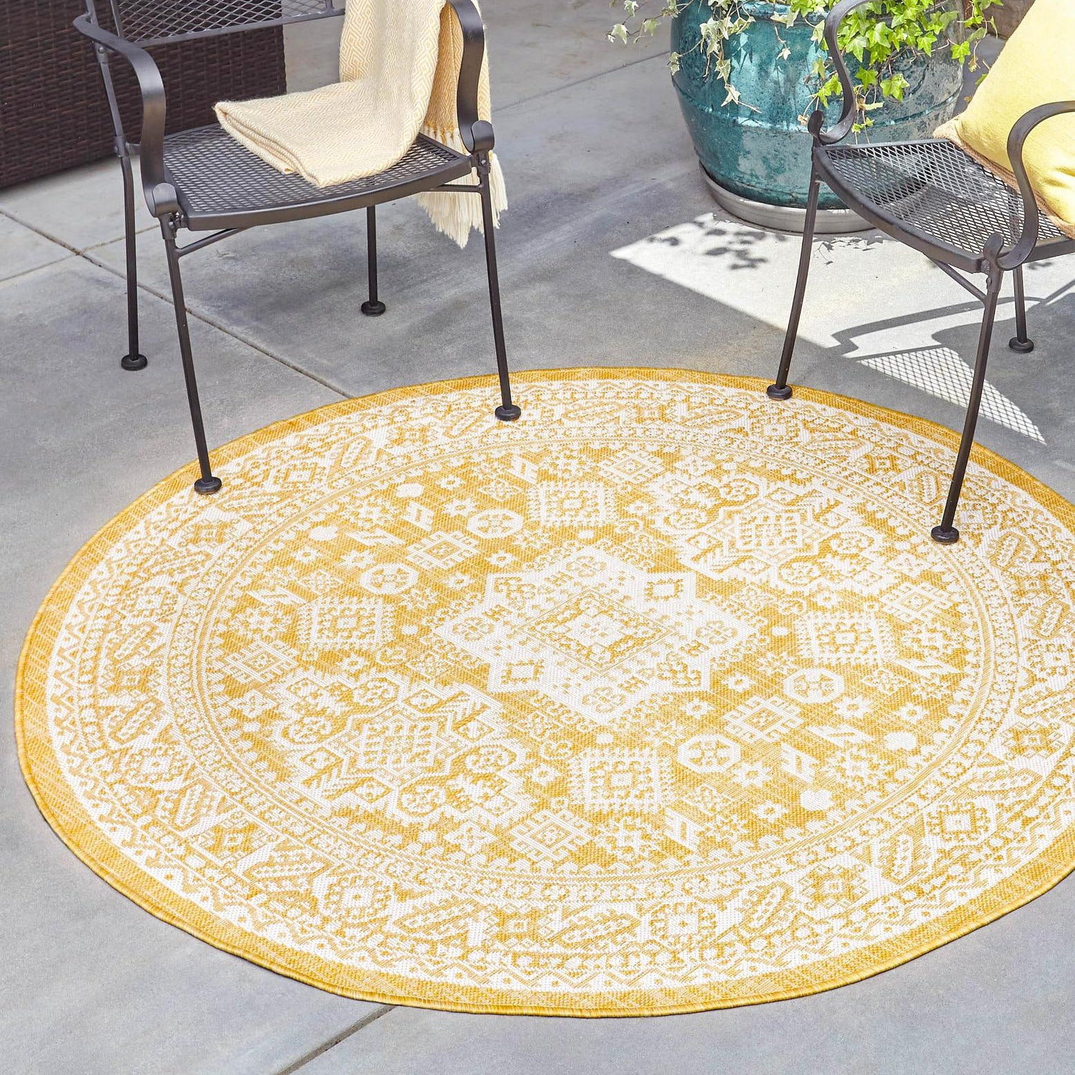 Unique Loom Outdoor Aztec Collection Area Rug - Chalca (5' 3" Round Yellow/Ivory) - Walmart.com