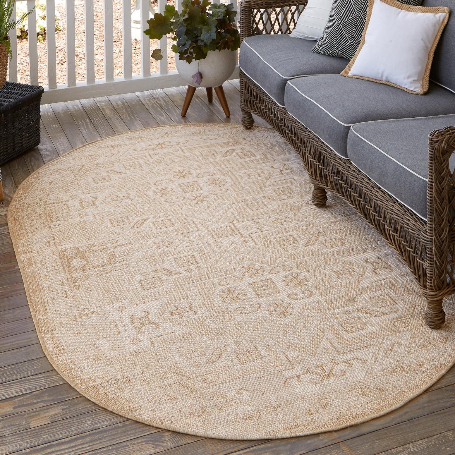 Unique Loom Outdoor Aztec Collection Area Rug - Coba (3' 3" x 5' 3 ...
