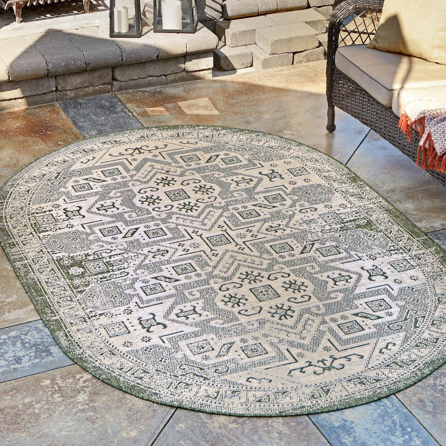 Unique Loom Outdoor Aztec Collection Area Rug - Coba (7' 10" x 10' Oval ...