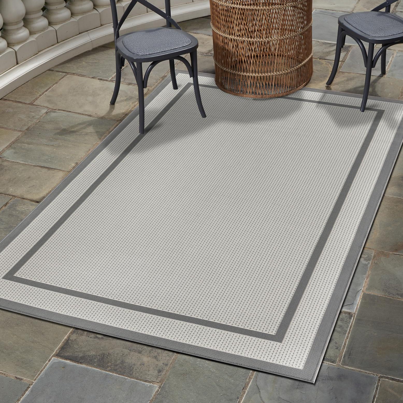 Unique Loom Outdoor Border Collection Area Rug - Border (6' 1" x 9 ...