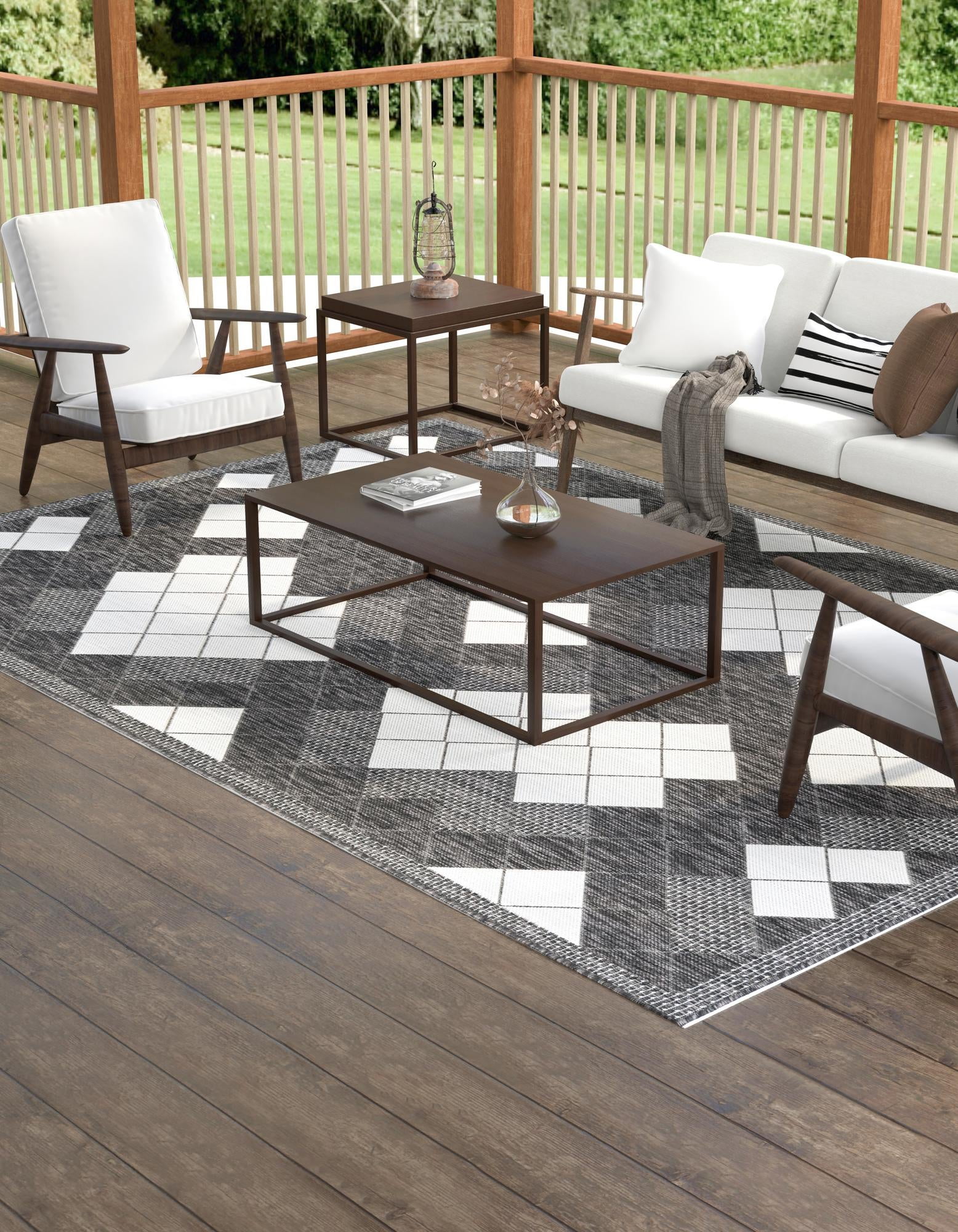 Unique Loom Outdoor Modern Collection Area Rug - Chaya (2' x 3' 1" Rectangle Black and White ...