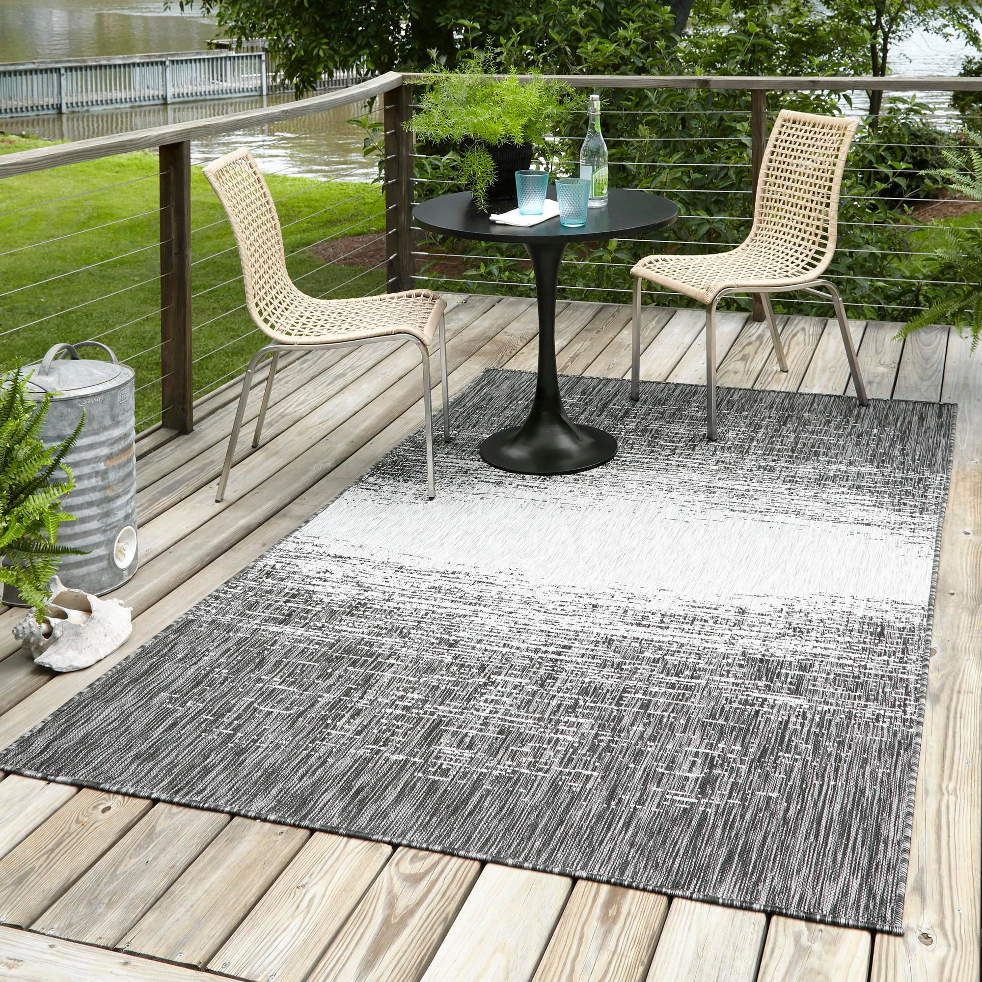 Unique Loom Outdoor Modern Collection Area Rug - Ombre (6' 1" x 9 ...
