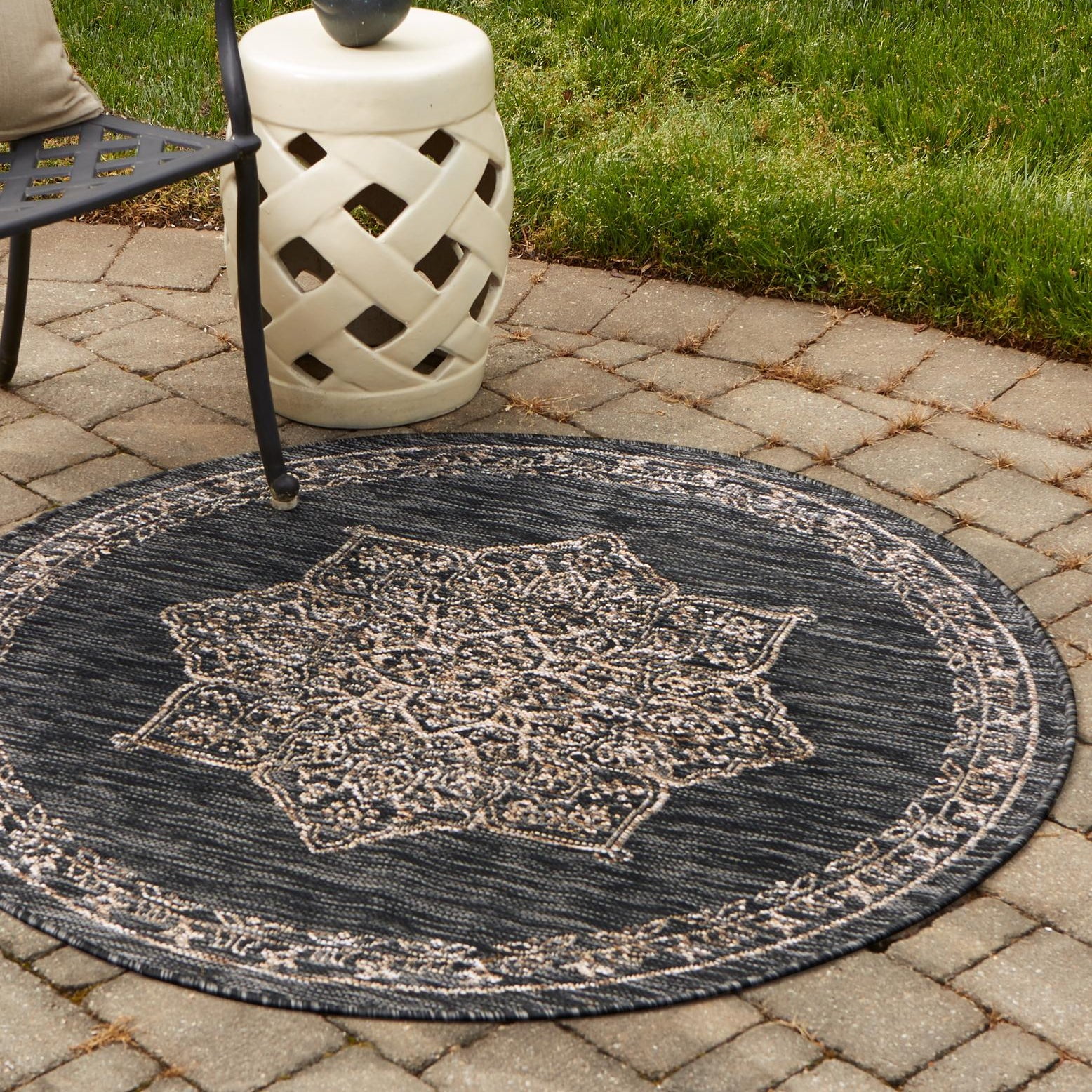 Unique Loom Outdoor Traditional Collection Area Rug - Antique (10' 8 ...