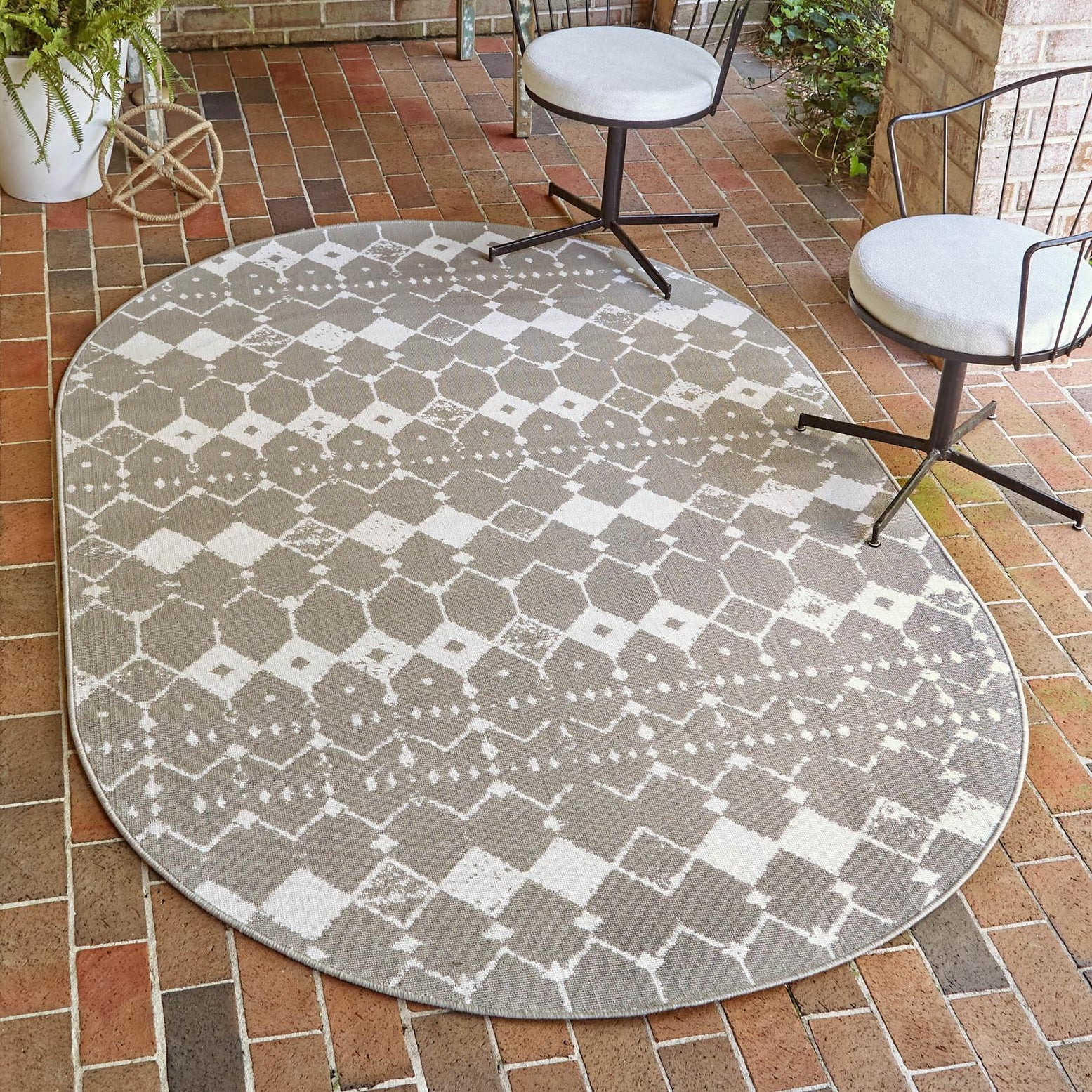 Unique Loom Outdoor Trellis Collection Area Rug - Cardak (5' 3" x 8 ...