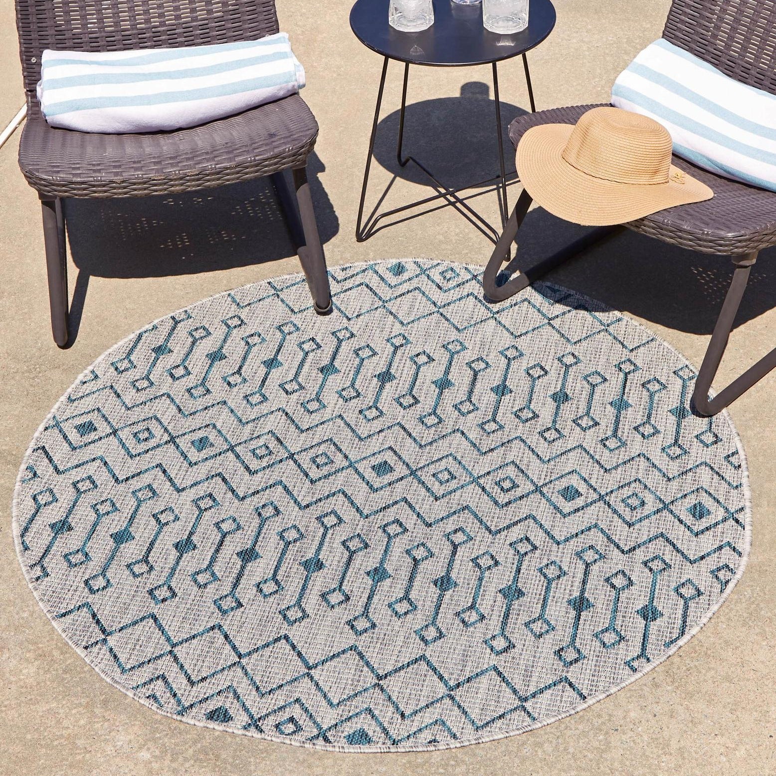 Unique Loom Outdoor Trellis Collection Area Rug - Tribal Trellis (4' 1 ...