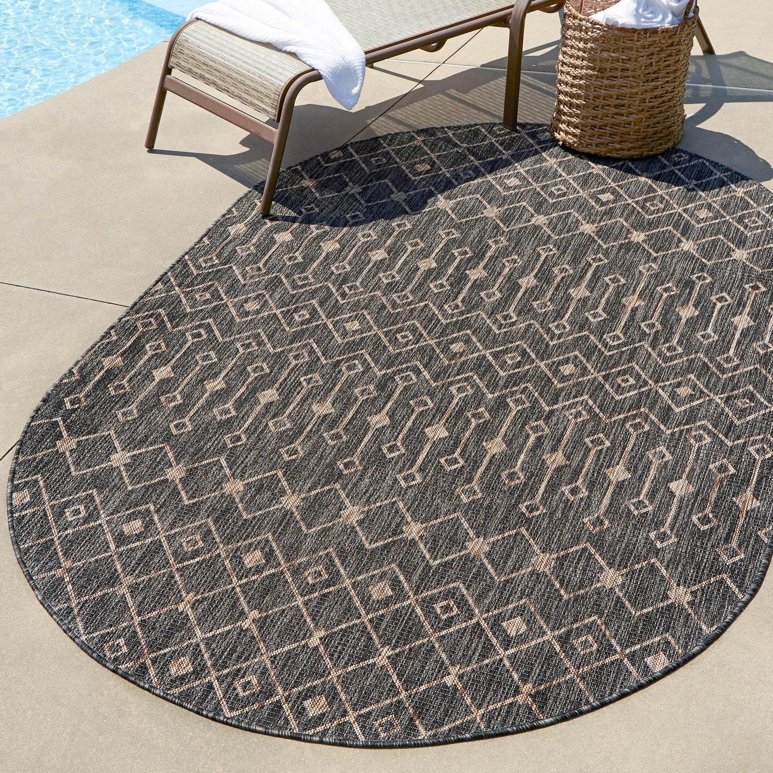 Unique Loom Outdoor Trellis Collection Area Rug - Tribal Trellis (5' 3 ...