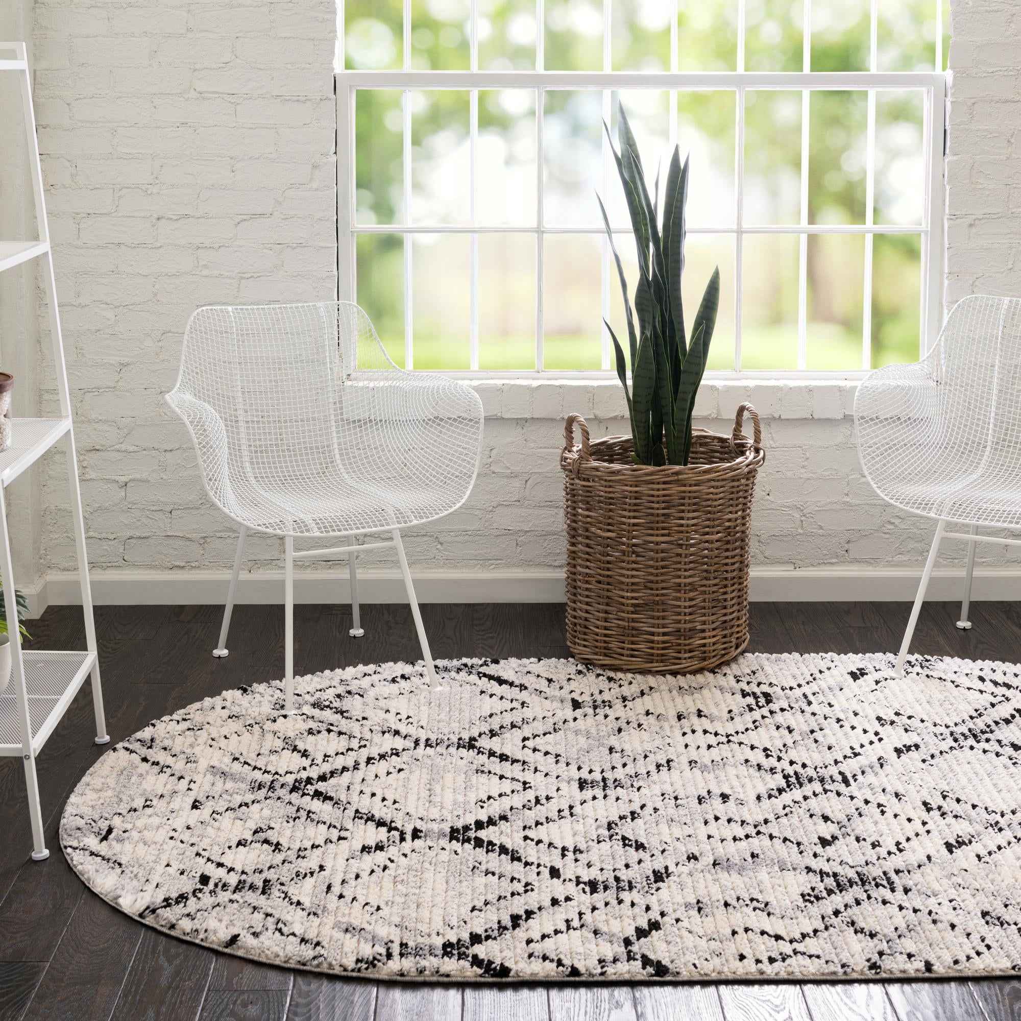 Unique Loom Tucson Collection Area Rug - Pima (4' x 6' Oval Ivory/Gray ...