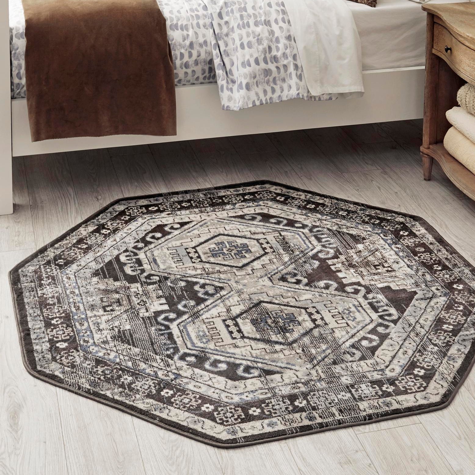 Unique Loom Charlotte Collection Area Rug - Quail (5' 3" Octagon Gray ...