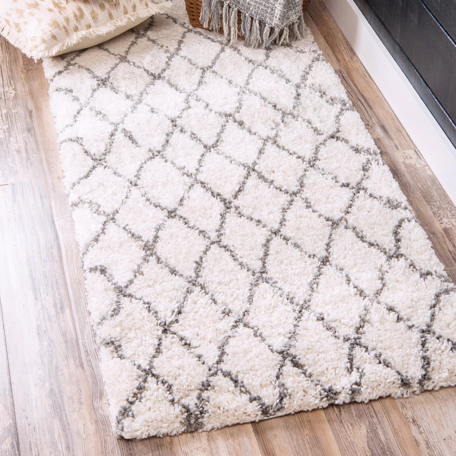 Unique Loom Rabat Shag Collection Area Rug - Trellis (2' 7" x 6' 1 ...