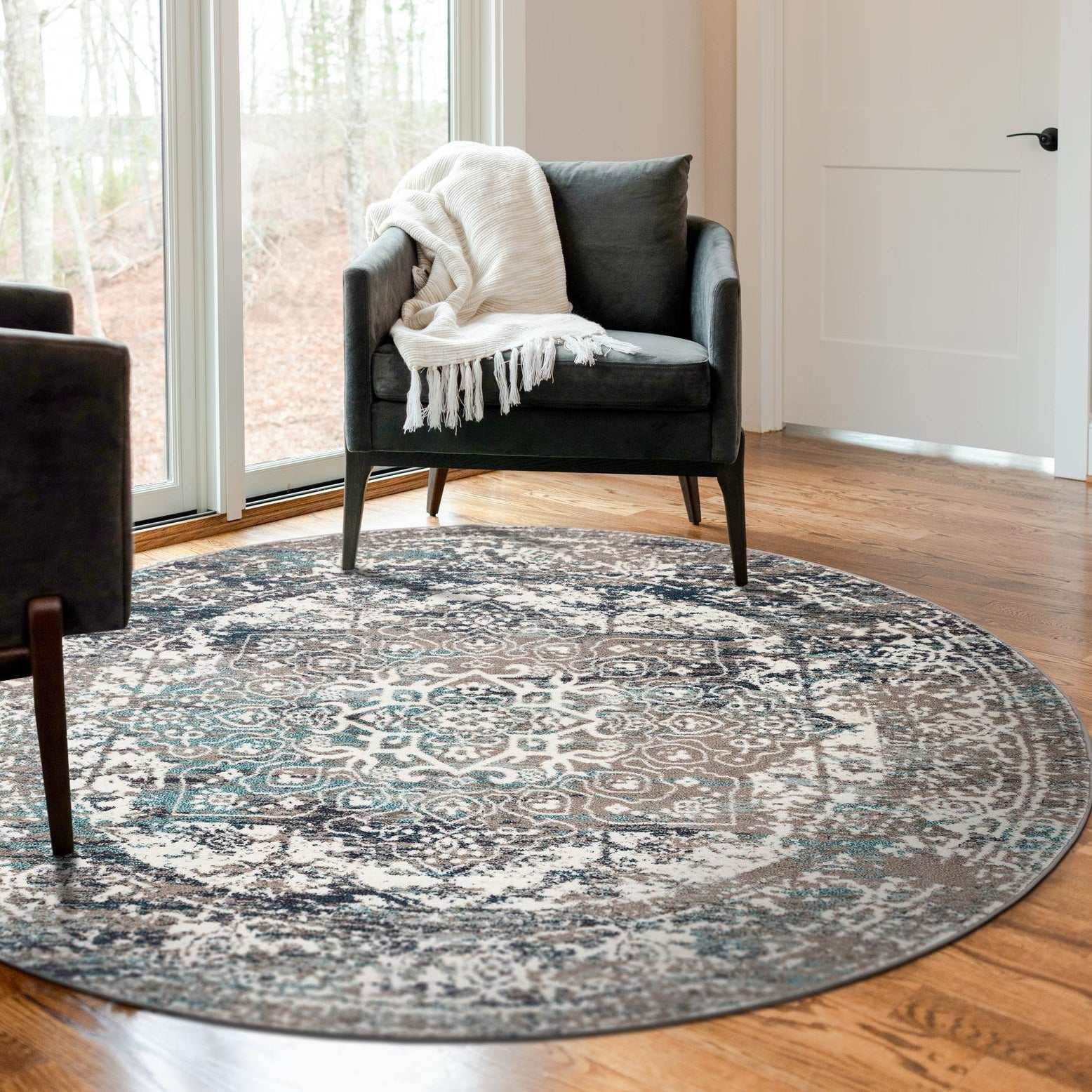 Unique Loom Richmond Collection Area Rug - Medallion (7' 10" Round Gray ...