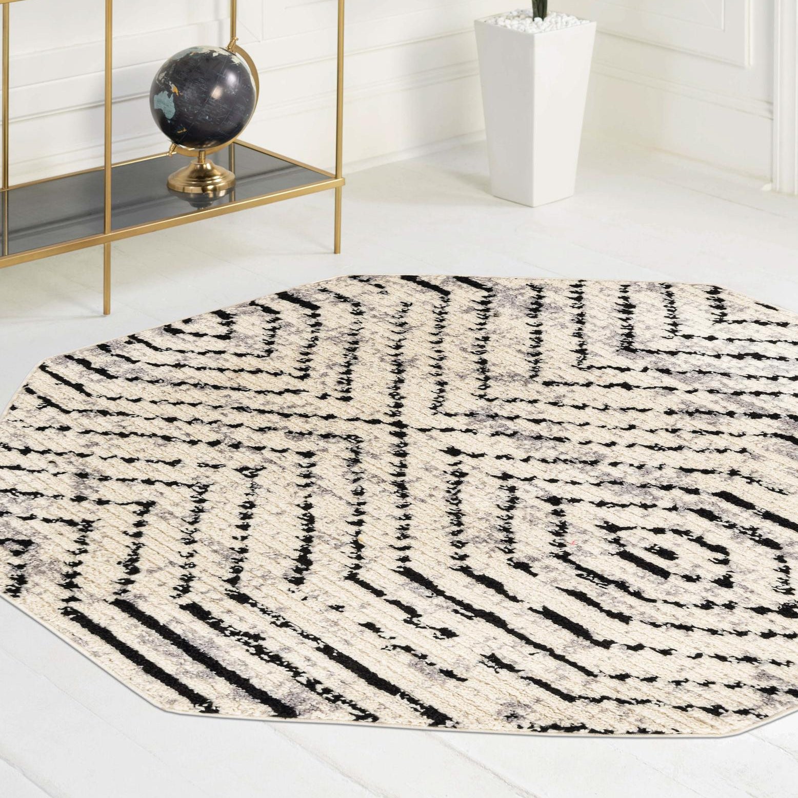 Unique Loom Tagine Collection Area Rug - Safiya (5' 3" Octagon Black ...