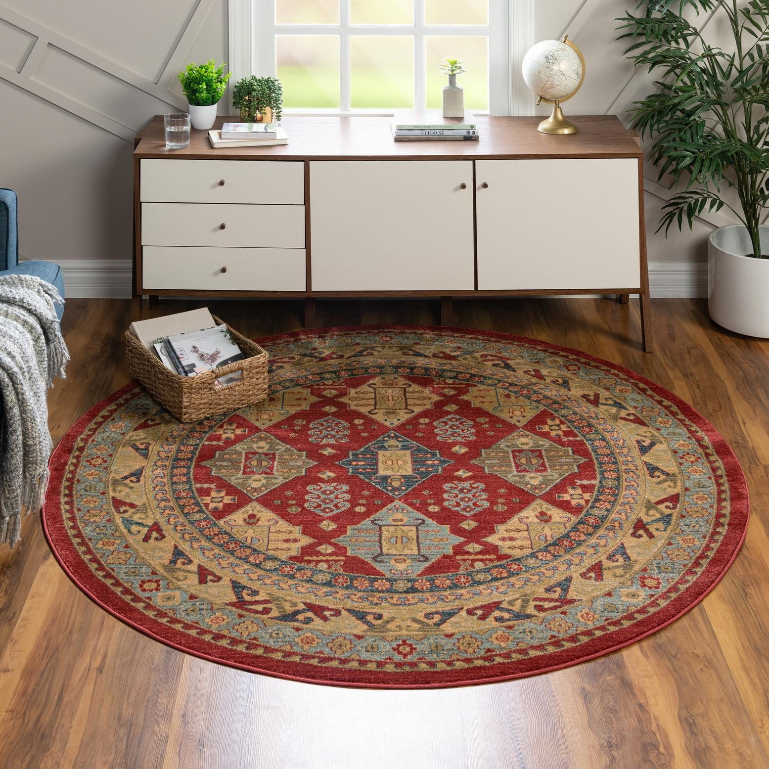 Unique Loom Sahand Collection Area Rug - Xerxes (6' 1" Round Red/Blue ...