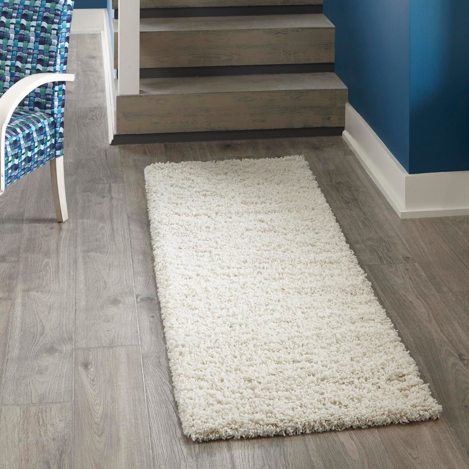 Unique Loom Solid Shag Collection Area Rug (2' 2" x 6' 7" Runner Pure ...