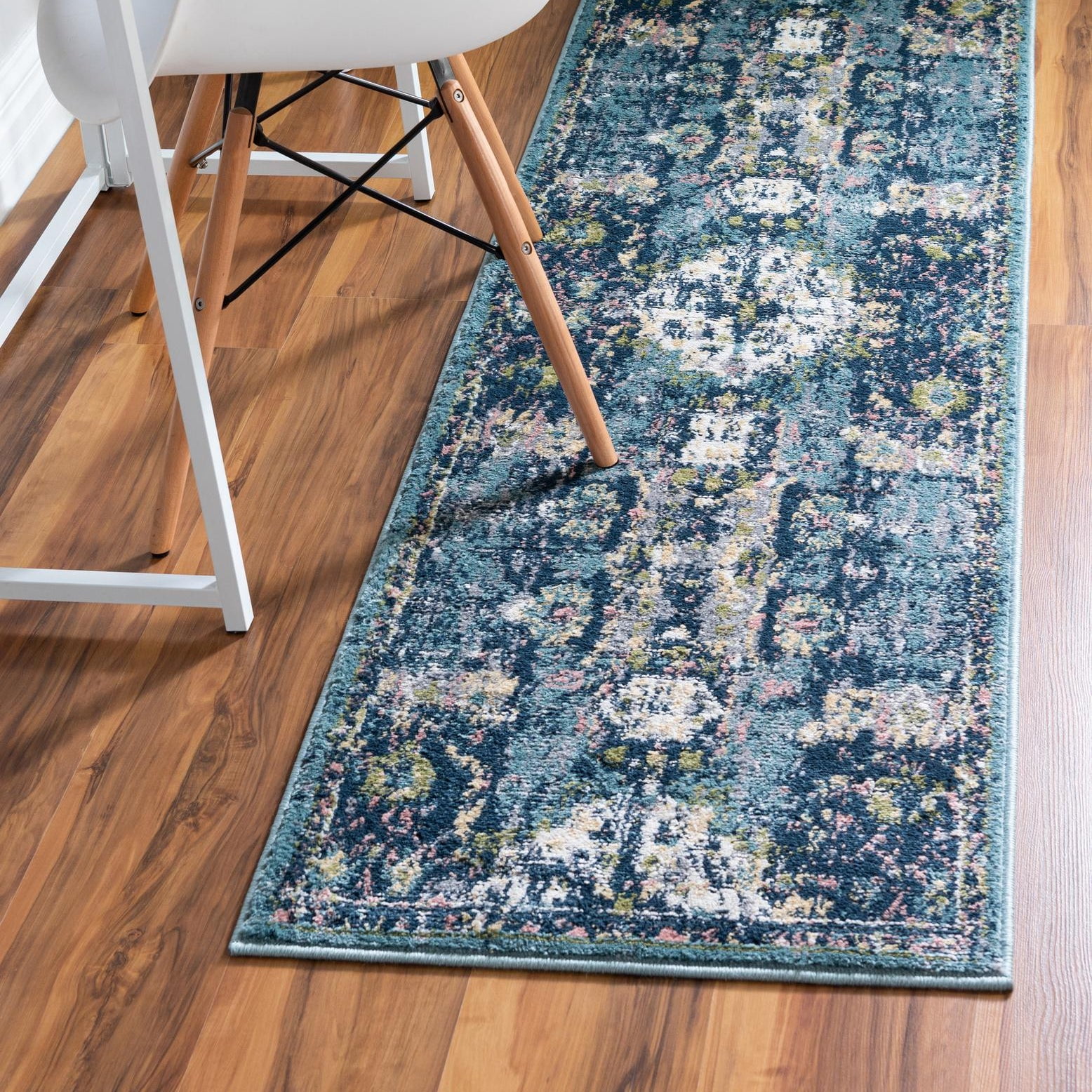 Unique Loom Sumter Collection Area Rug - Aiken (2' 7" x 10' Runner Navy ...
