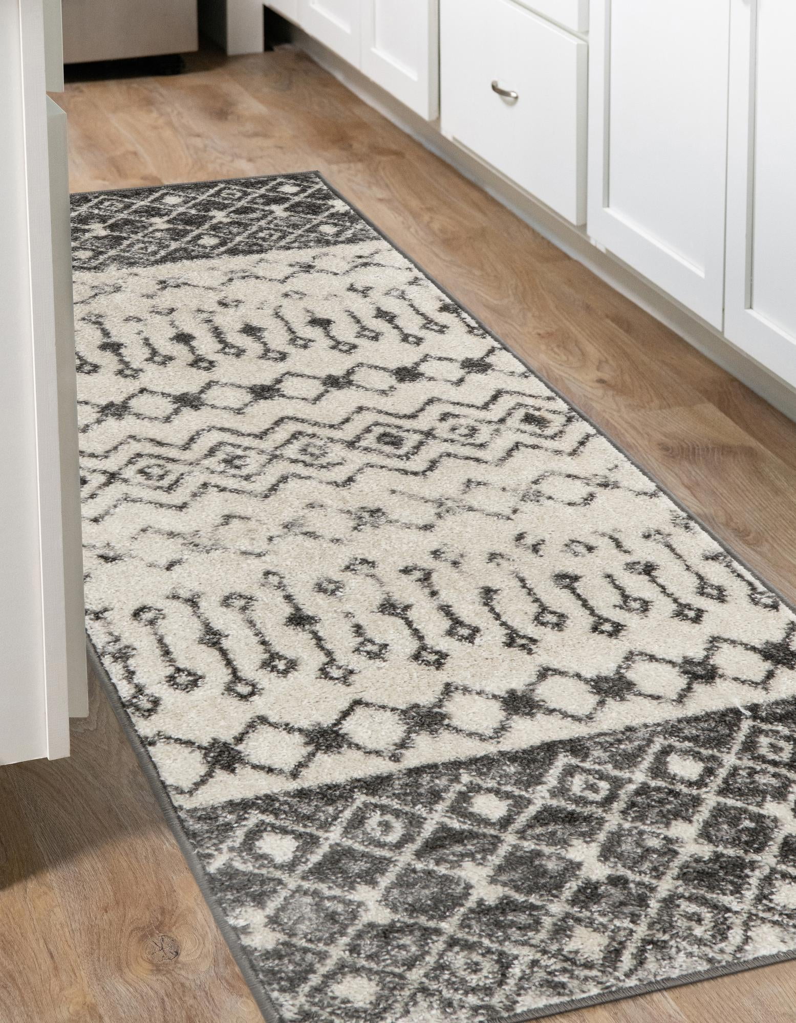 Unique Loom Tribal Trellis Collection Area Rug - Alami (2' x 5' 3 ...