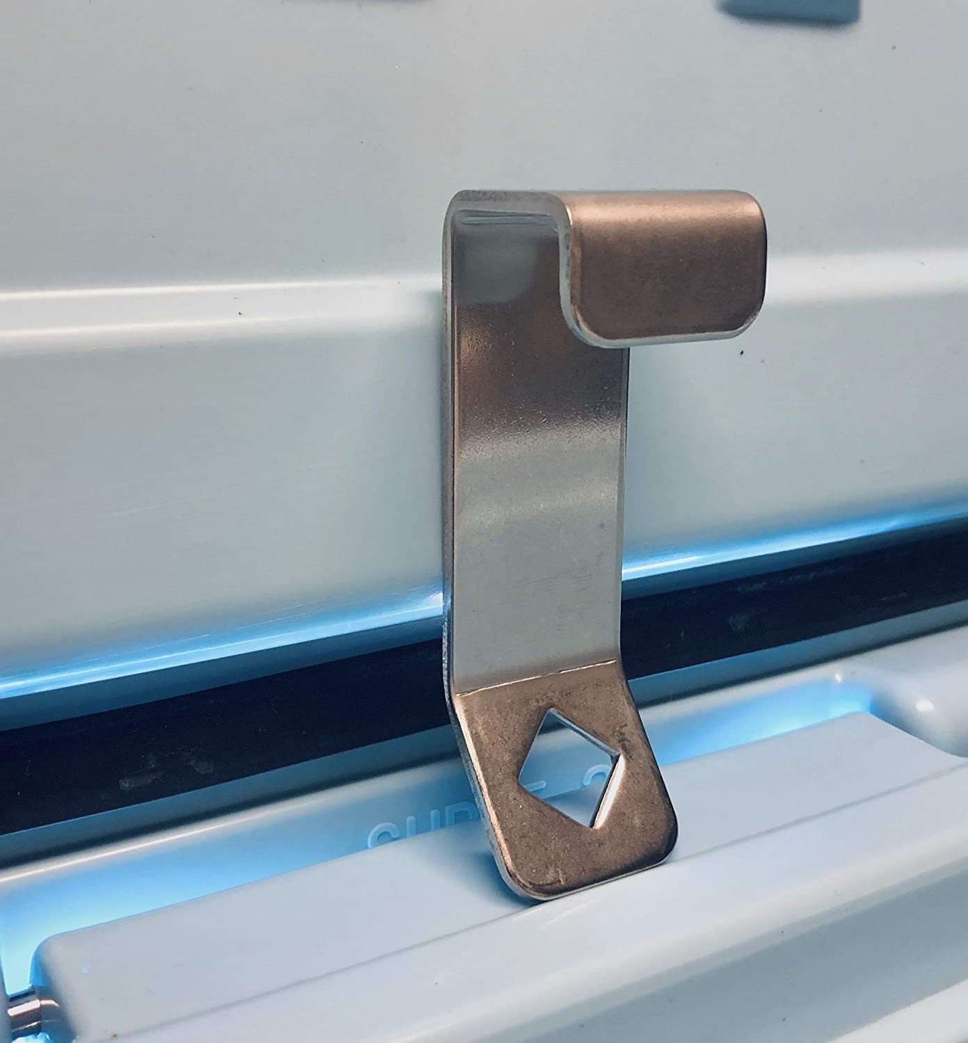 Universal Cooler Lock Bracket: Made in USA to fit mid to Large ...