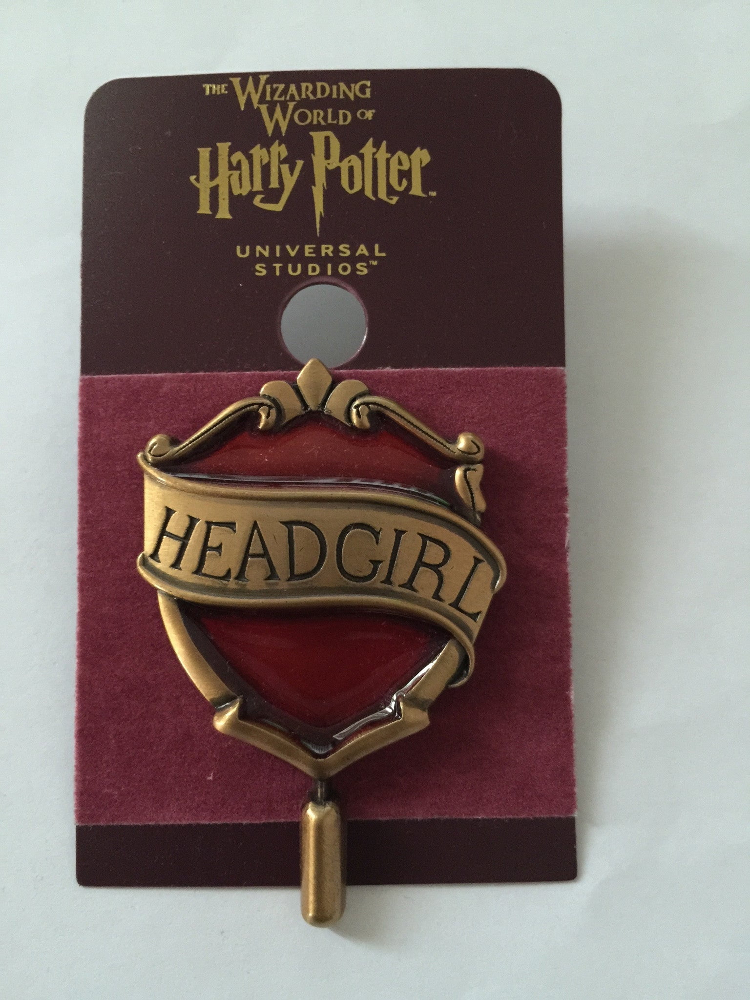 Universal Studios Harry Potter Gryffindor Head Girl Pin New with Card ...