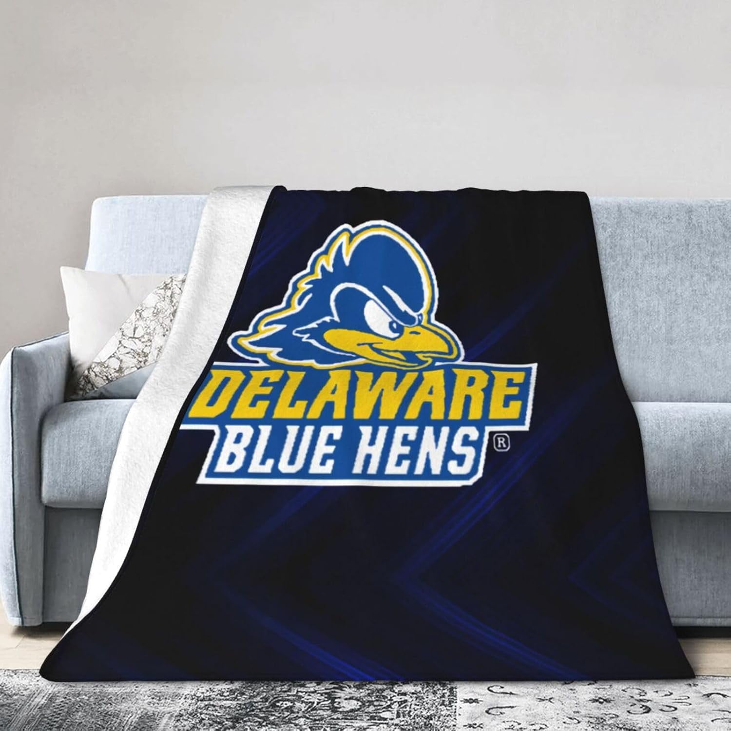 University of Delaware Logo Fleece Blanket, Very Soft Microfiber ...