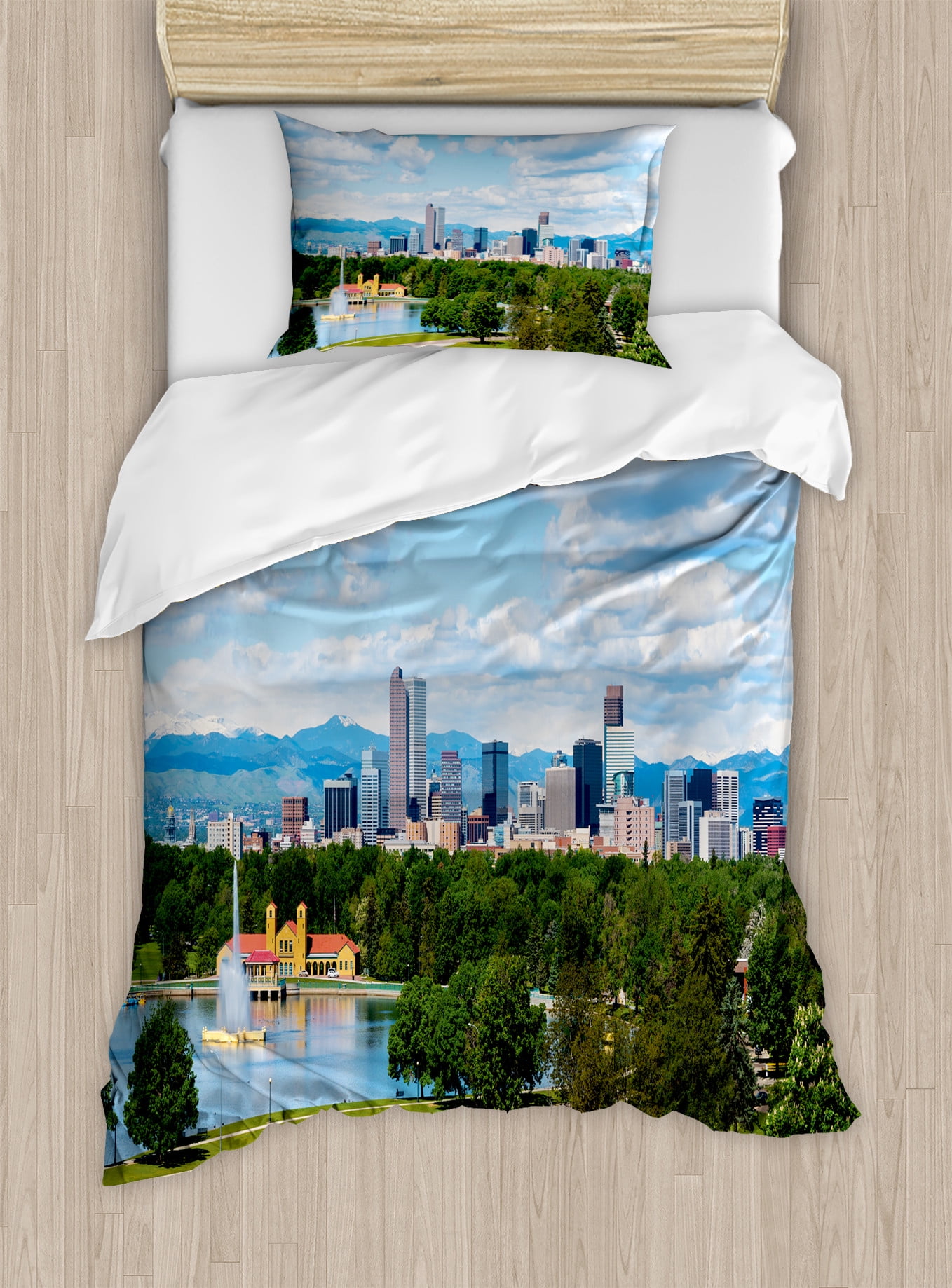 Urban Duvet Cover Set, City Park at Denver Colorado Downtown Tree and ...
