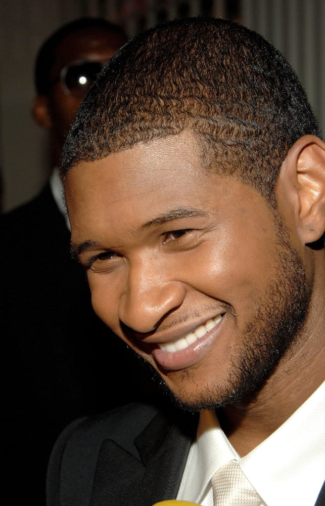 Usher At Arrivals For Chicago "Welcome To Broadway" Party For Usher ...