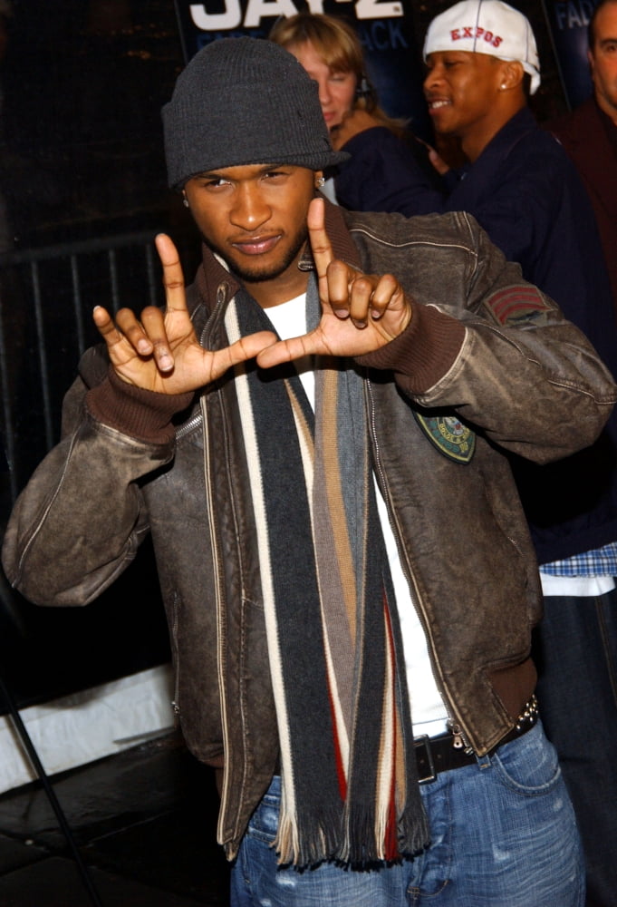 Usher At The World Premiere Of Jay-Z'S Fade To Black At The The ...