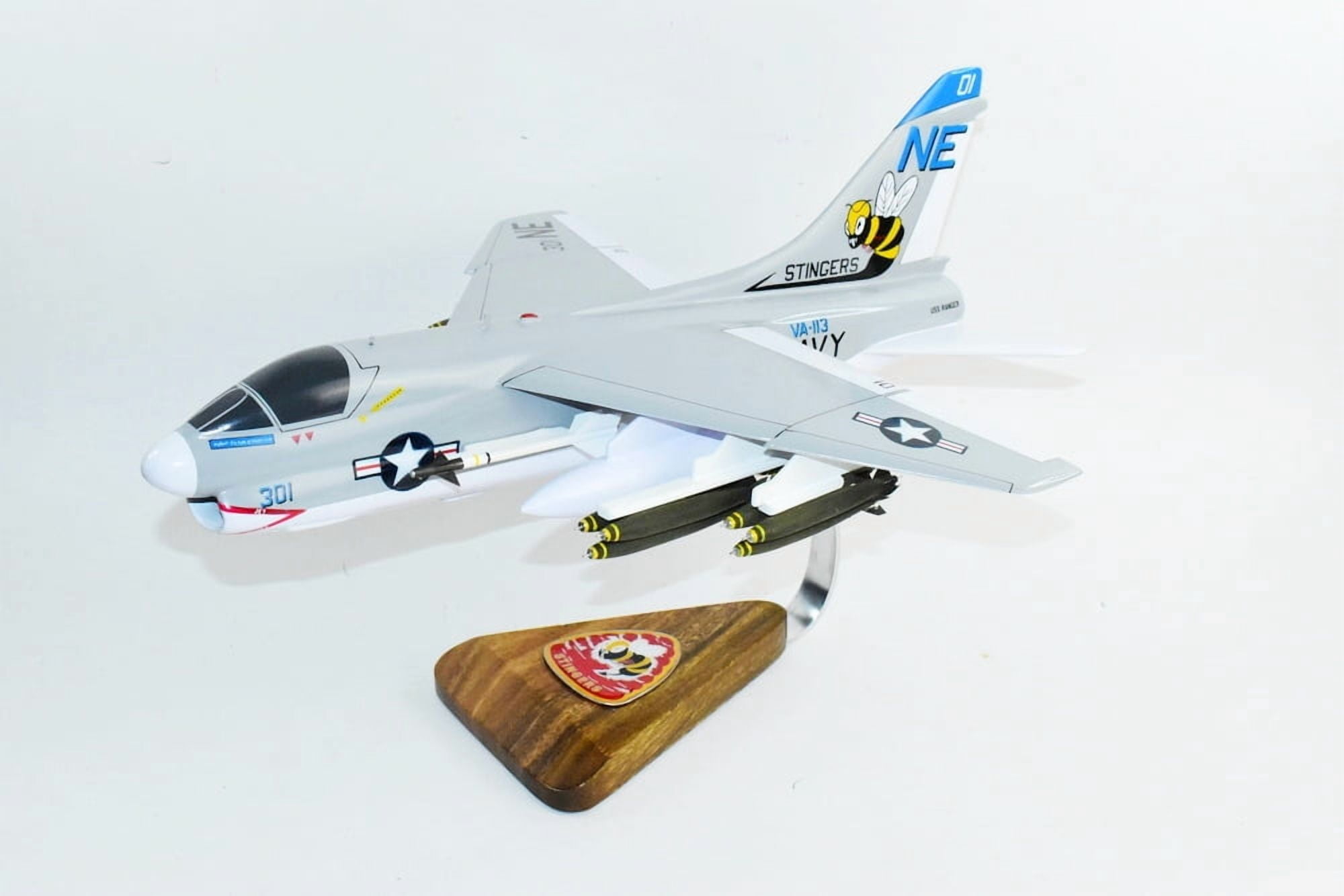 VA-113 Stingers A-7 Corsair Model, LTV, 1/31 Mahogany Scale Model, Navy ...