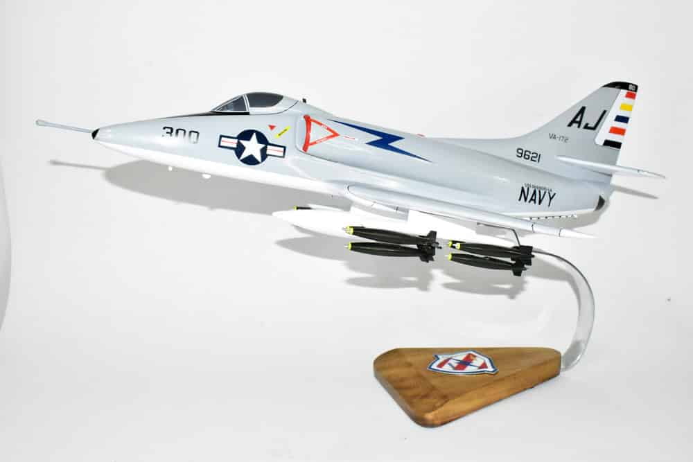 VA-172 Blue Bolts A-4C (1970) Model, 1/27th Scale, Mahogany, Navy ...