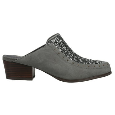 Time and Tru Women's Platform Studded Clogs, Sizes 6-11 - Walmart.com