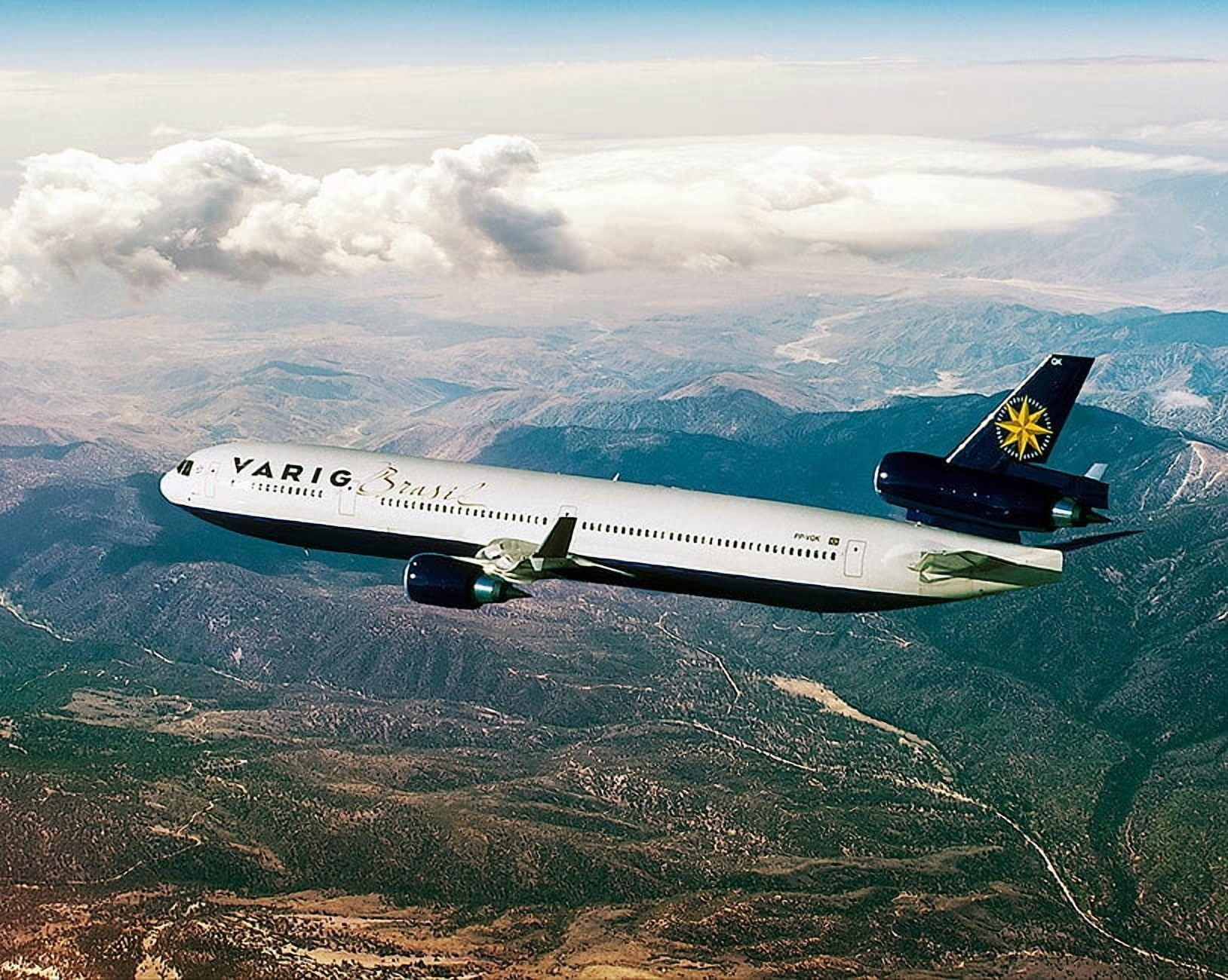 VARIG McDonnell Douglas MD-11 Jet Airliner Style - A - 20x30 Inch ...